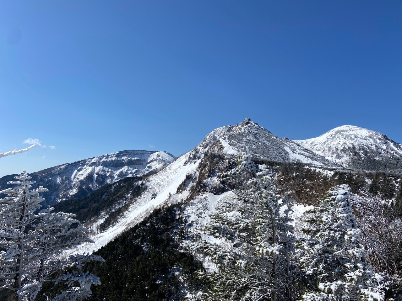 丸山(茅野市・佐久穂町)・中山・東天狗岳・ニュウ / kato8686さんの八ヶ岳（赤岳・硫黄岳・天狗岳）の活動データ | YAMAP / ヤマップ