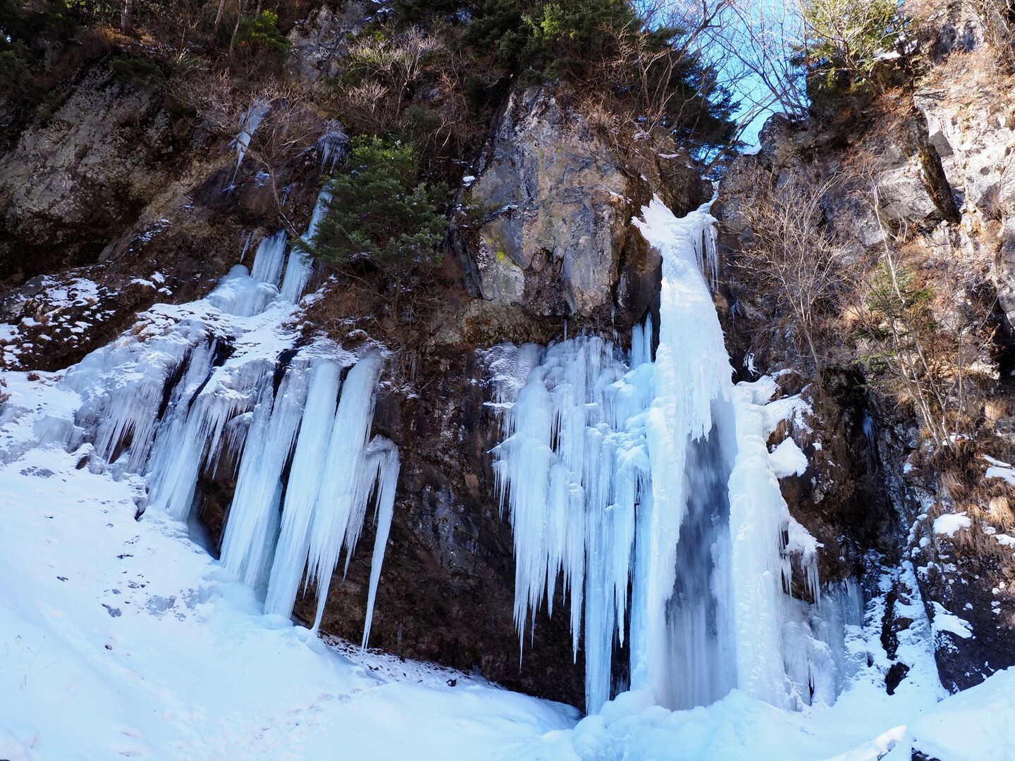氷爆 ️庵滝 / fujihiroさんの男体山の活動データ | YAMAP / ヤマップ