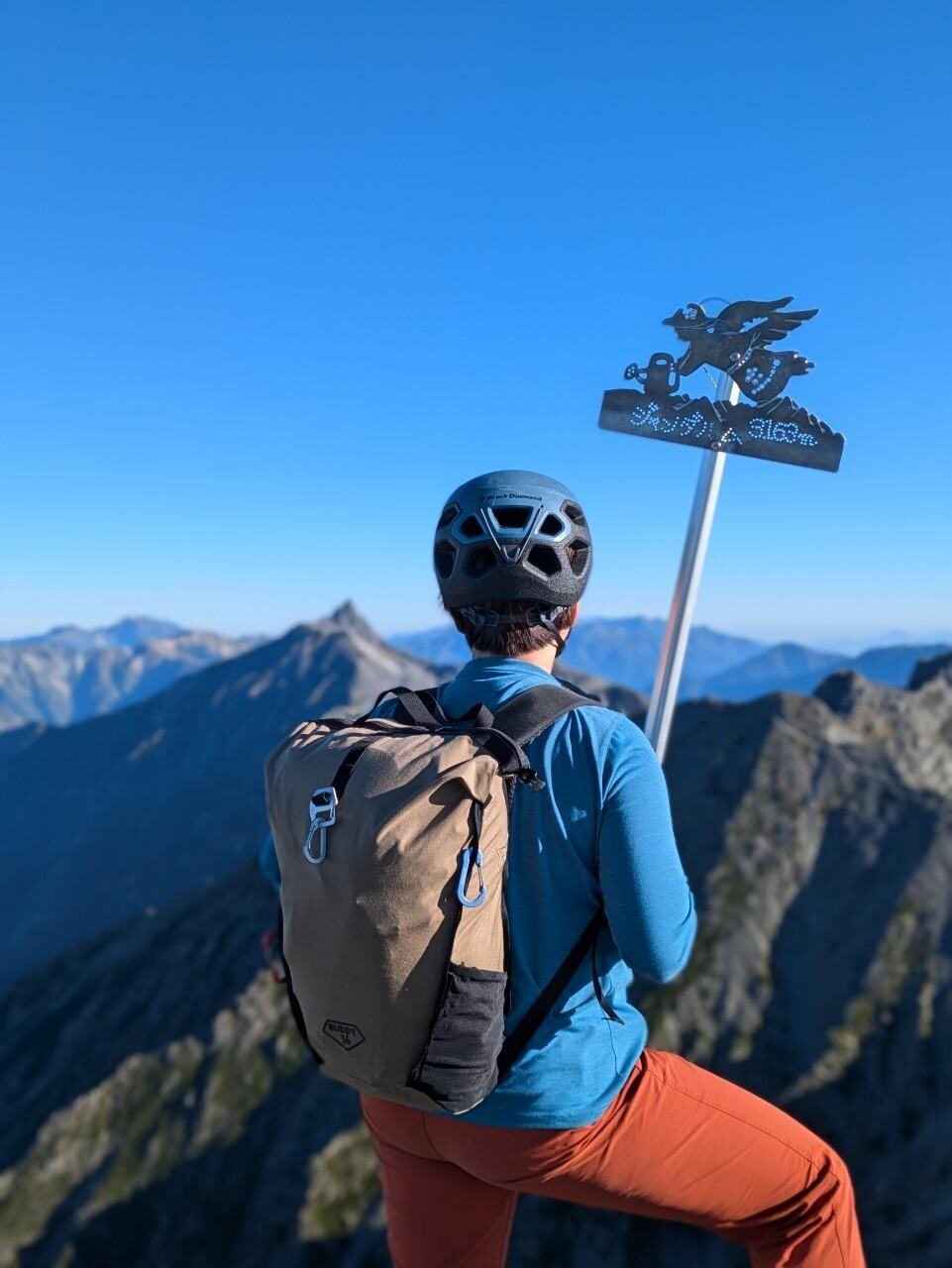 奥穂高岳〜ジャンダルム〜西穂高岳 2024.9/30-10/1 / メグさんさんの槍ヶ岳・穂高岳・上高地の活動データ | YAMAP / ヤマップ