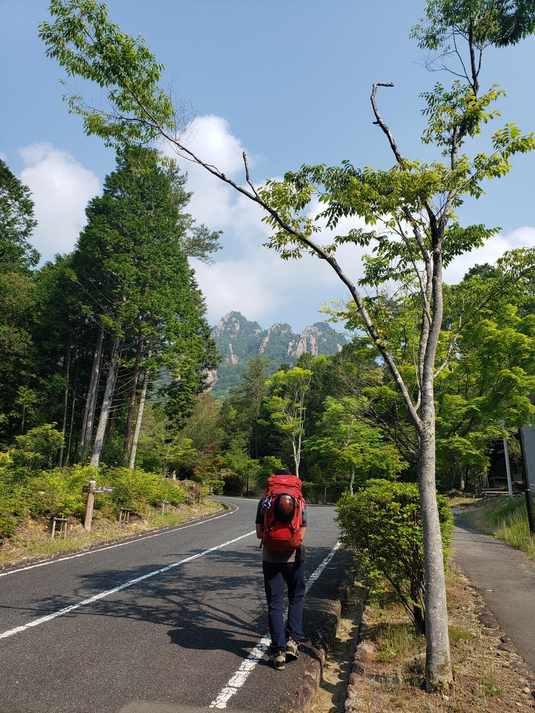 三倉岳 見晴らし岩スラブ / fujitacさんの三倉岳・瓦小屋山の活動データ | YAMAP / ヤマップ