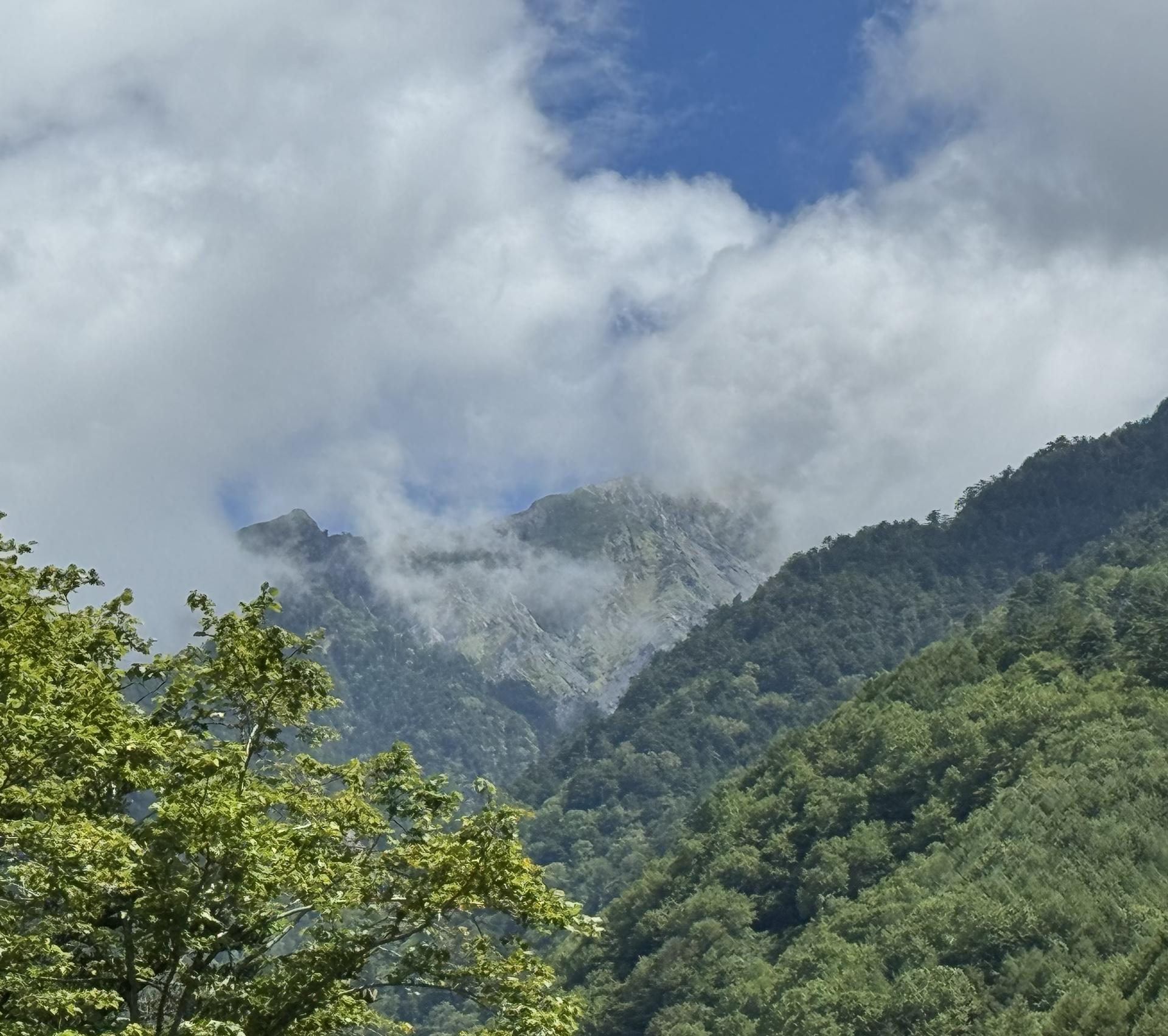 小聖岳・聖岳（前聖岳） 天気予報に振り回されて / KANさんの聖岳・大沢岳・光岳の活動データ | YAMAP / ヤマップ
