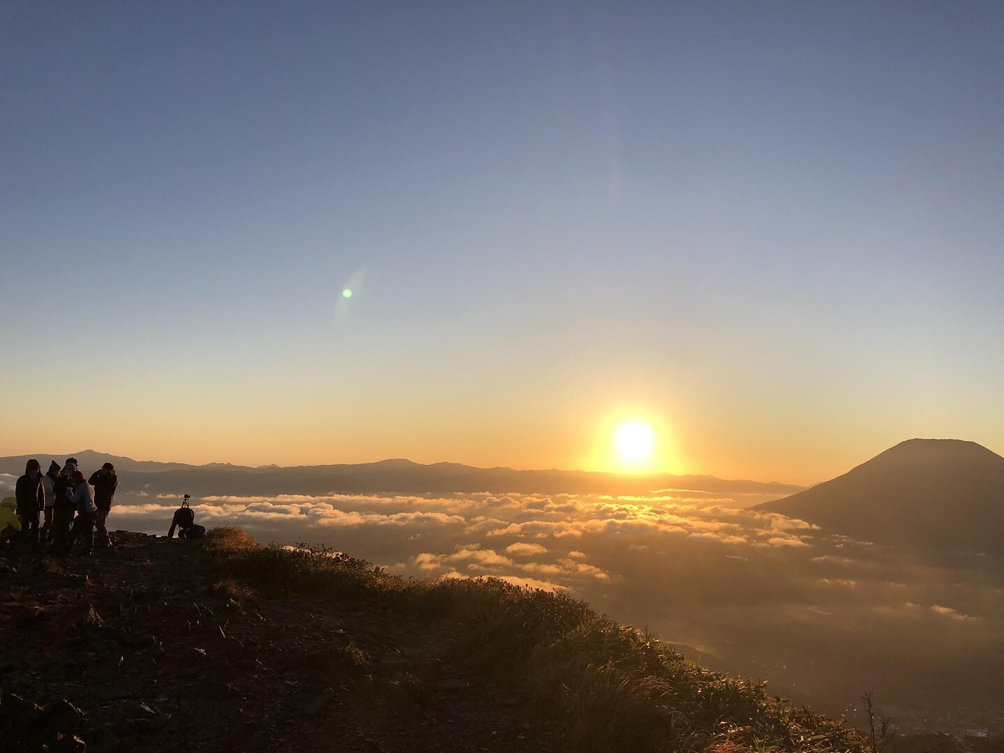 羊蹄山を望む2024ご来光vol.5 / mt_rkさんのニセコアンヌプリ・イワオヌプリ・チセヌプリの活動データ | YAMAP / ヤマップ