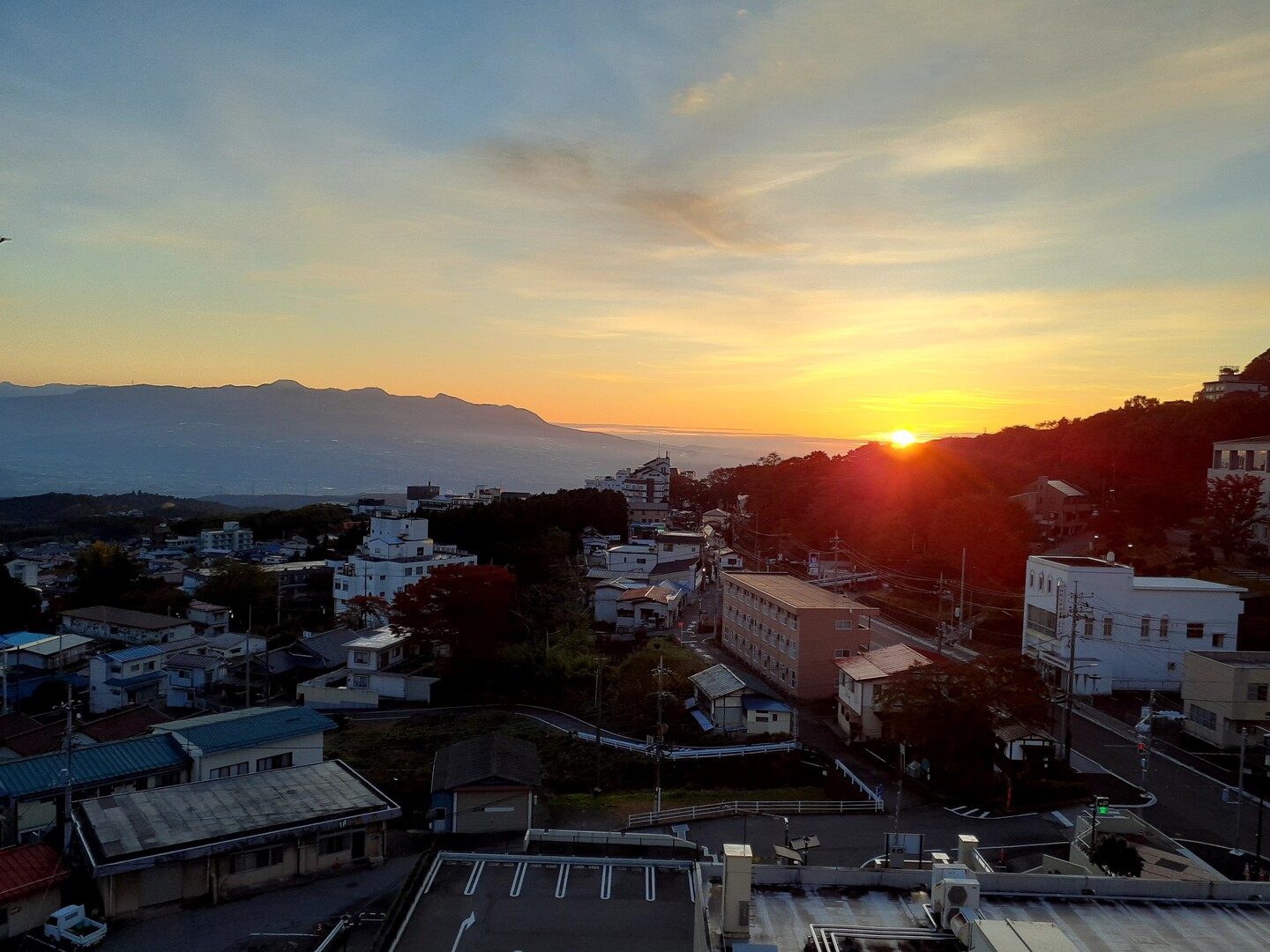 伊香保温泉からの🌄日の出です。 日の出... / きよちゃんさんのモーメント | YAMAP / ヤマップ