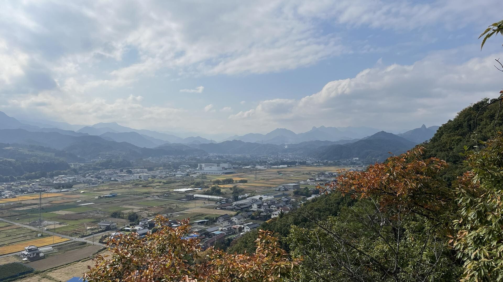 神成山 九連峰 / isoさんの大桁山・鍬柄岳・御堂山の活動データ | YAMAP / ヤマップ