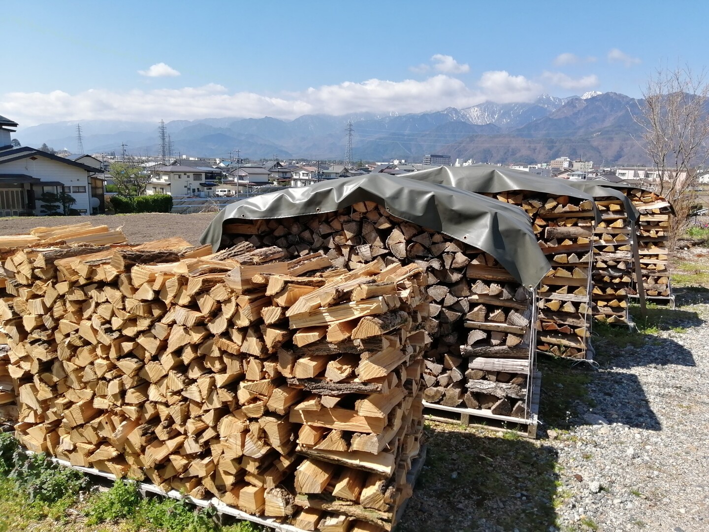 薪割り☺️4.7 快晴で風が心地良い本日... / YUMI 🍄さんのモーメント | YAMAP / ヤマップ