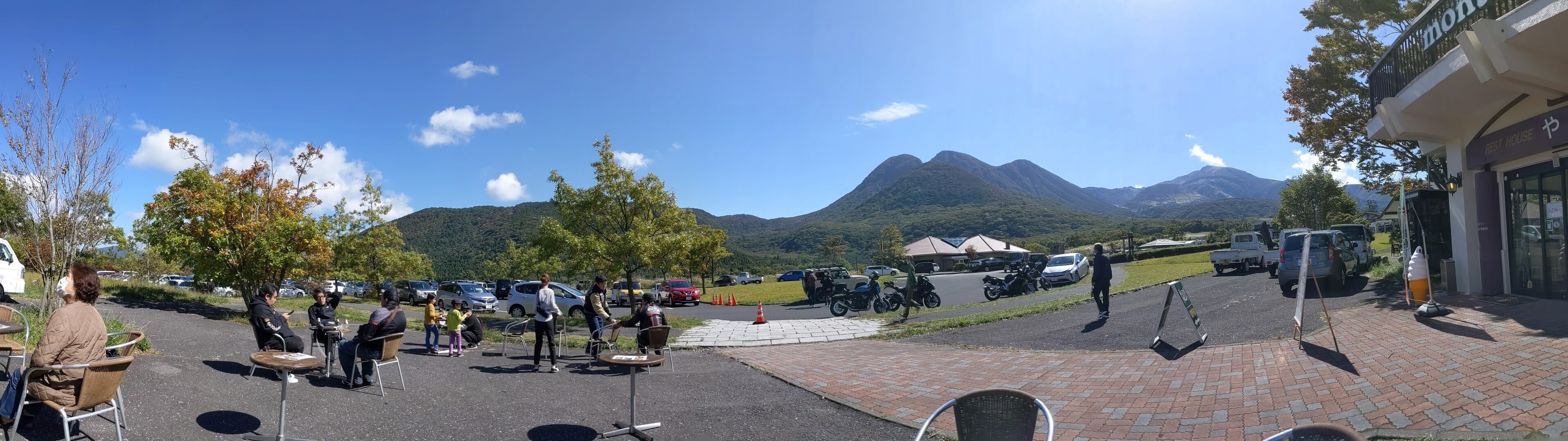 紅葉しかけた九重、とっても素敵。アメリカ... / F-14 aviatorさんのモーメント | YAMAP / ヤマップ