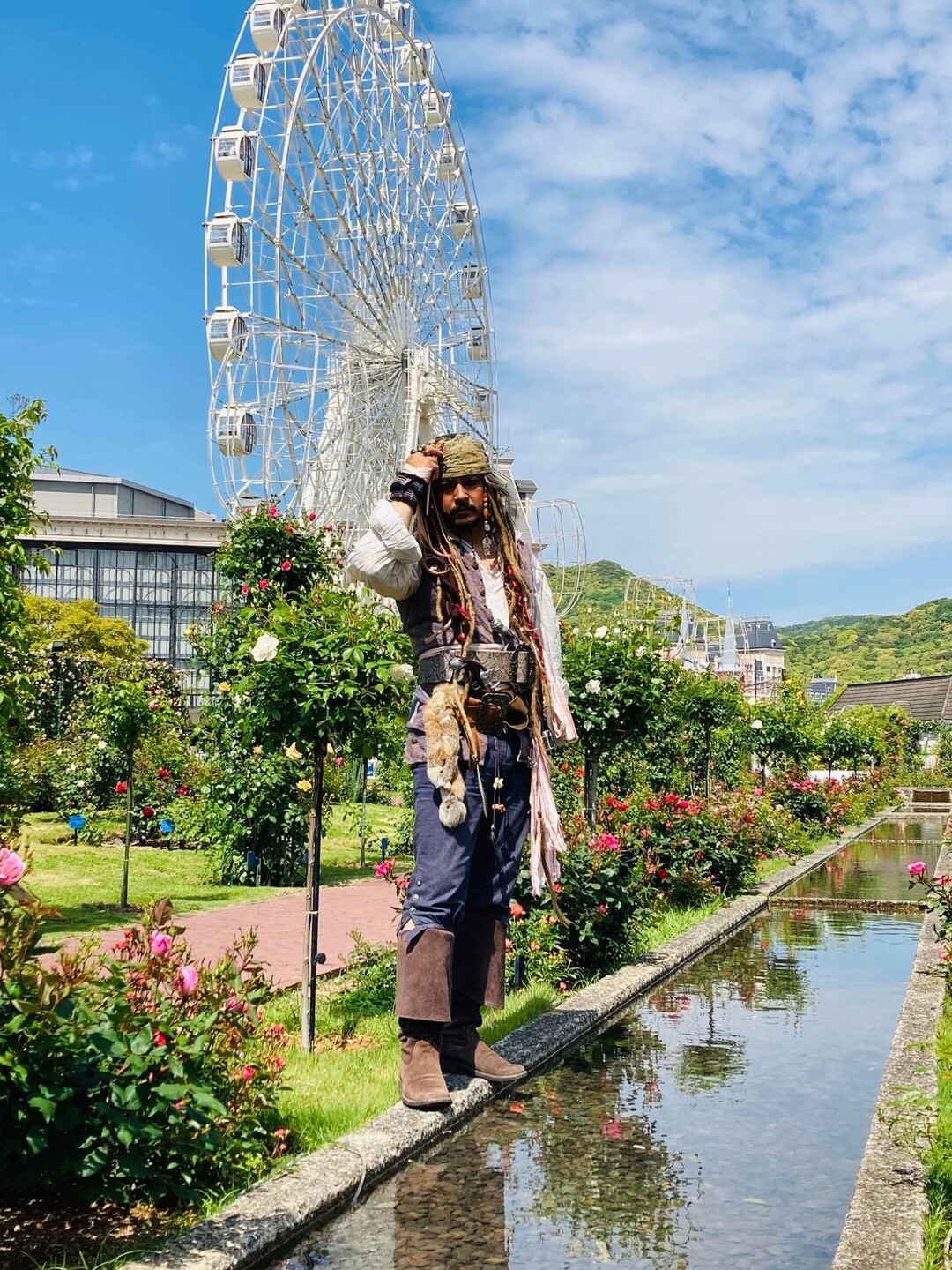 ジャックスパロウの仮装姿で ハウステンボ... / 【町興し仮装者】Captain Jack Sparrowさんのモーメント | YAMAP / ヤマップ