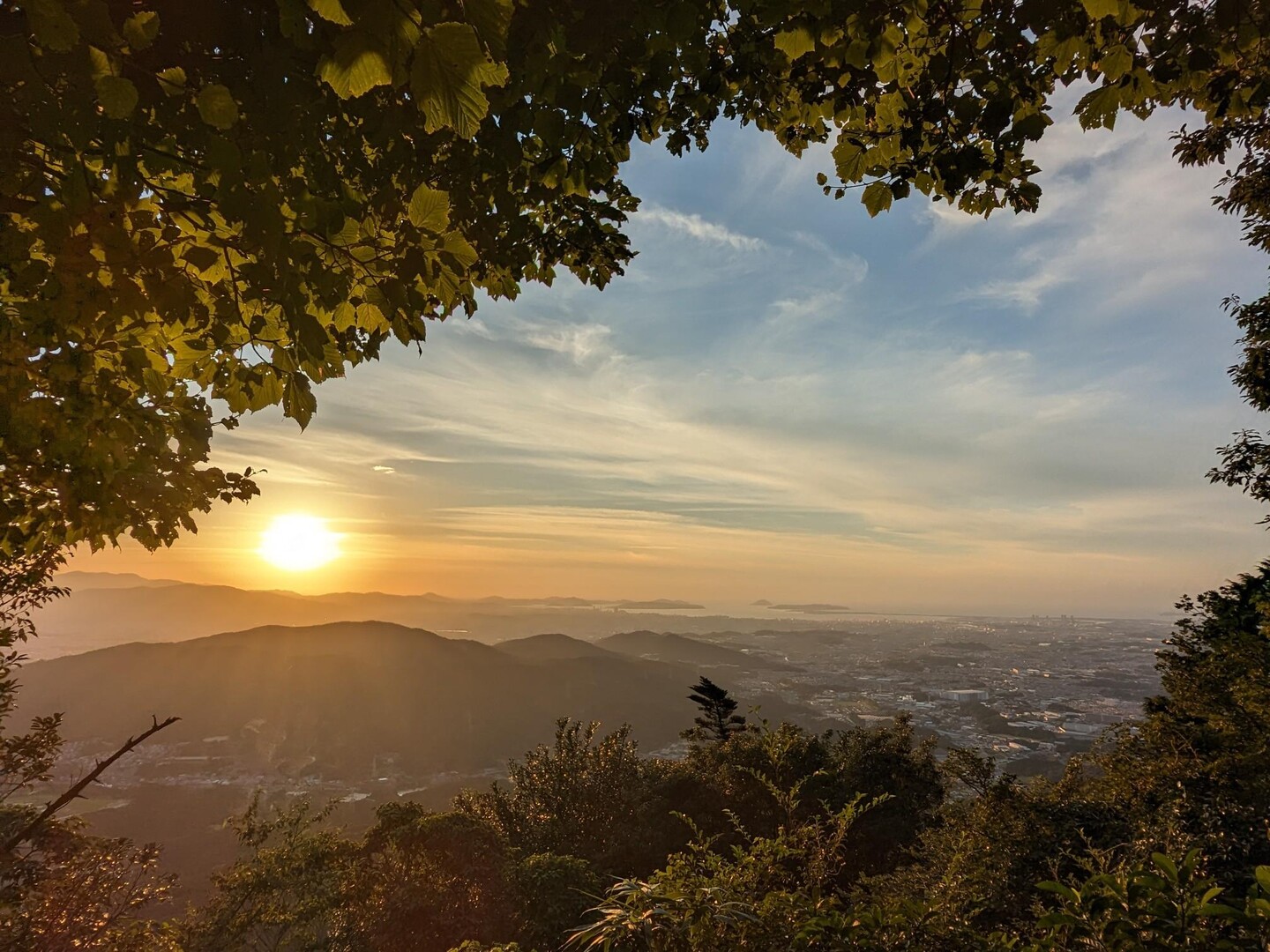 夕駆け宝満山 宵への誘い🌜 / rie.tさんの宝満山・三郡山・若杉山の活動日記 | YAMAP / ヤマップ