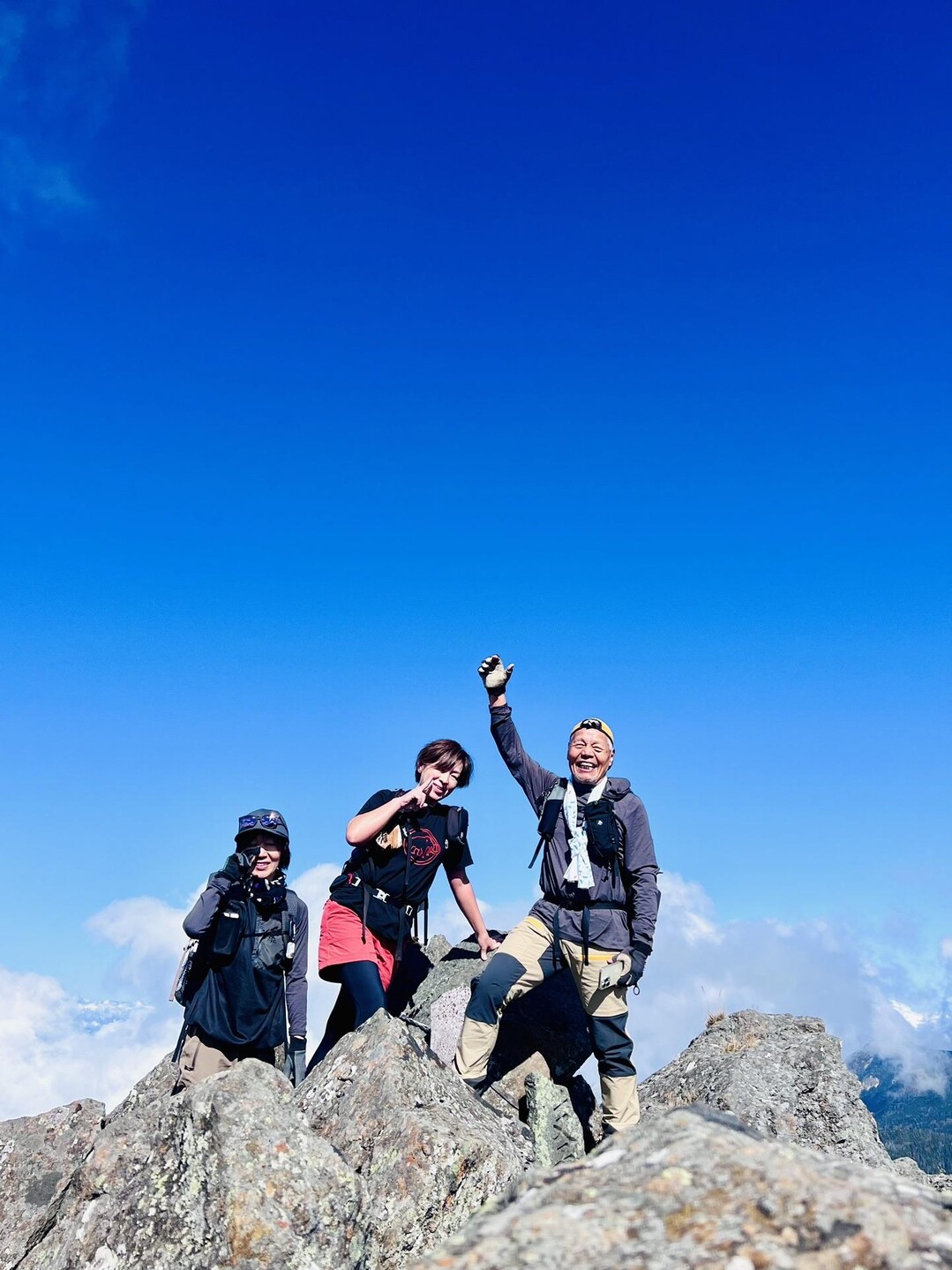 御小屋尾根上部は急登‼️御小屋山＆阿弥陀岳⛰️ / ｺﾖｩﾃ(coyote)さんの八ヶ岳（赤岳・硫黄岳・天狗岳）の活動日記 | YAMAP / ヤマップ