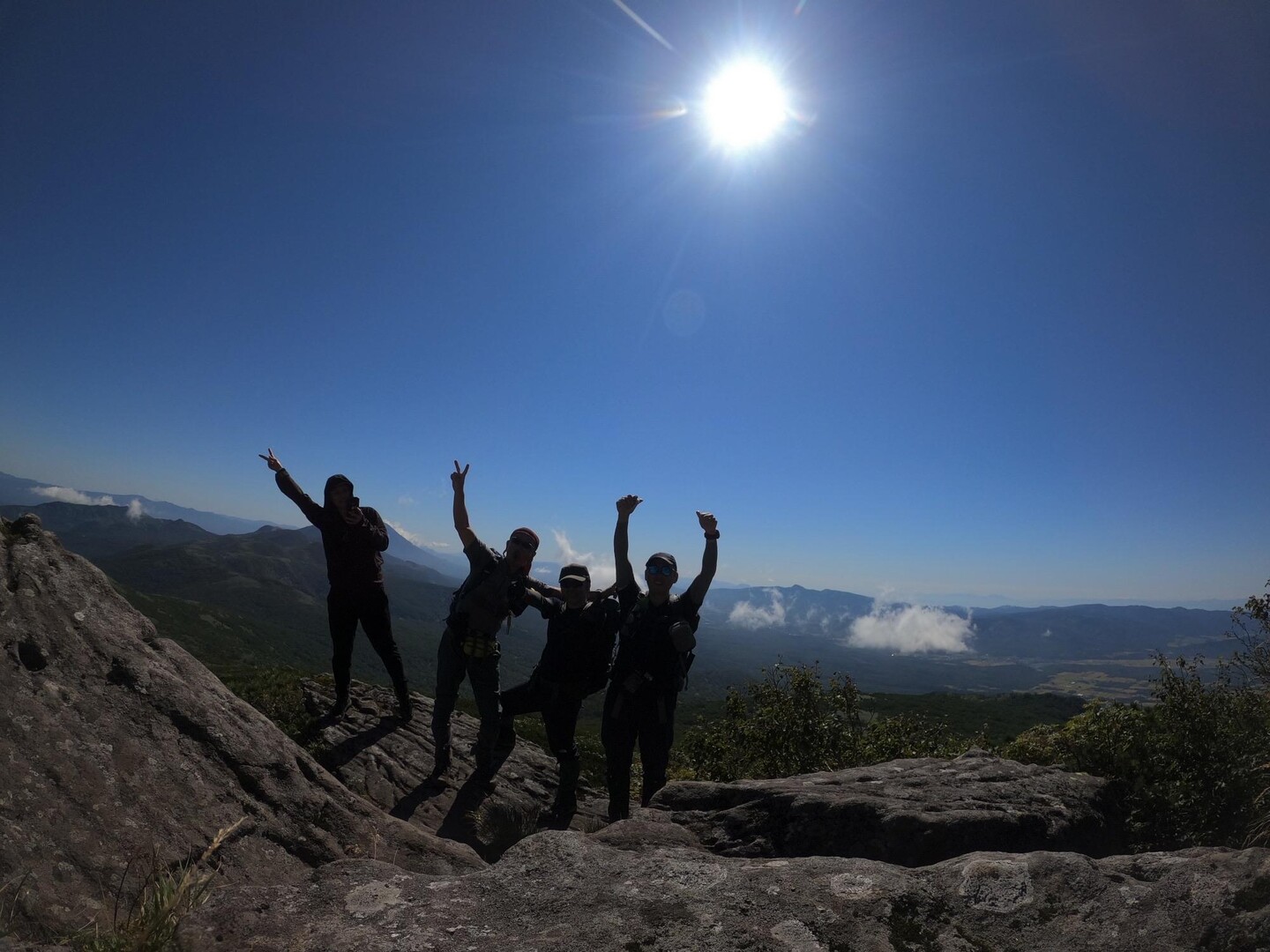 おっさんずと行くワンウェイ岩内岳😁 / yanさんの目国内岳・雷電山の活動データ | YAMAP / ヤマップ