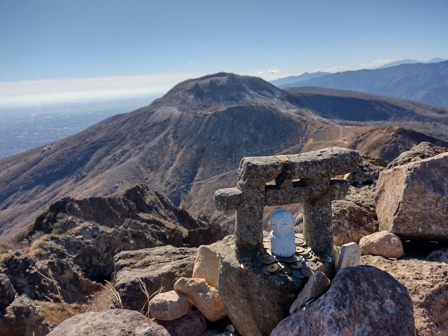 剣が峰・朝日岳・茶臼岳(那須岳)・南月山 トレーニング / ZSYさんの茶臼岳（那須岳）・三本槍岳・赤面山の活動データ | YAMAP / ヤマップ