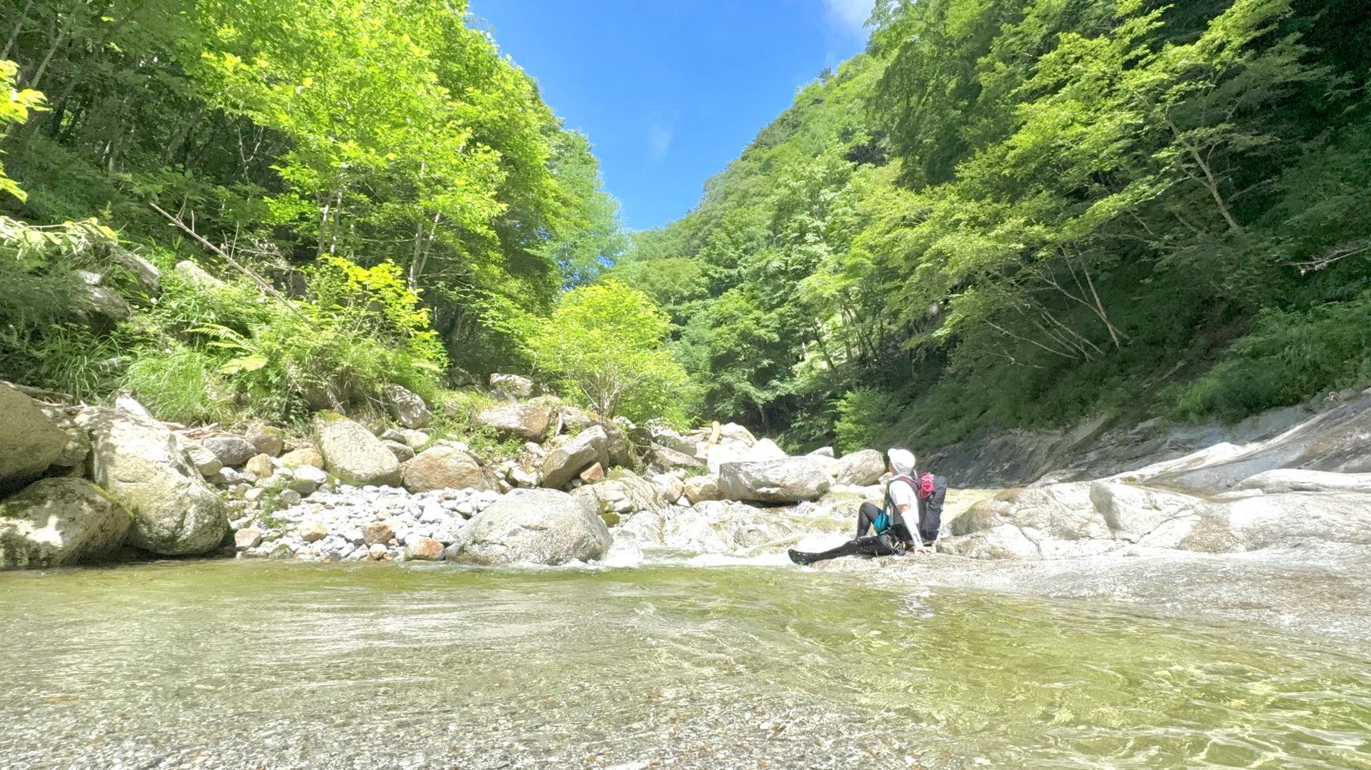ソロ 翠玉の美渓 鞍掛沢〜日向山 (動画🎥あり / nukiさんの甲斐駒ヶ岳・日向山の活動データ | YAMAP / ヤマップ