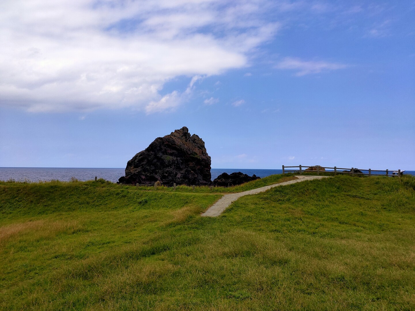 日本一の断崖 隠岐の島 西之島 魔天崖-2020-09-20 / E-BIKE ADVENTURE OKI 島前の写真5枚目 | YAMAP / ヤマップ