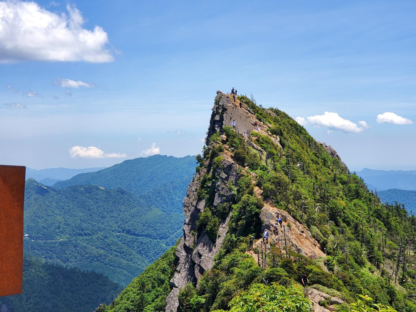 天気の良い登山 前社ヶ森・剣山・石鎚山 / Mr.SAMさんの石鎚山・堂ヶ森・二ノ森の活動データ | YAMAP / ヤマップ