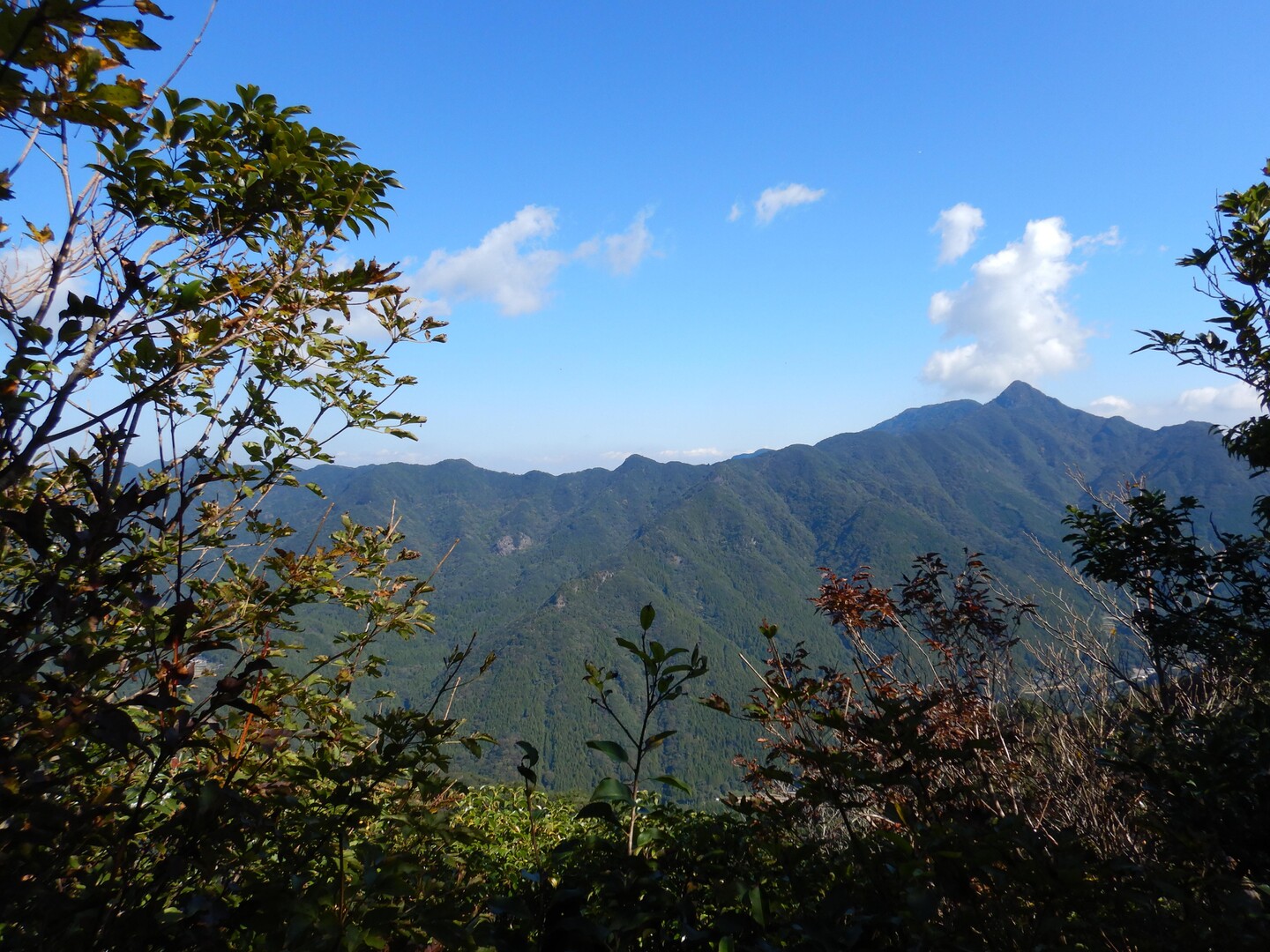 多良・経ヶ岳周回、テント泊2日目。こっちの方がきついです。 / S.nekoさんの多良岳・経ヶ岳・五家原岳の活動データ | YAMAP / ヤマップ