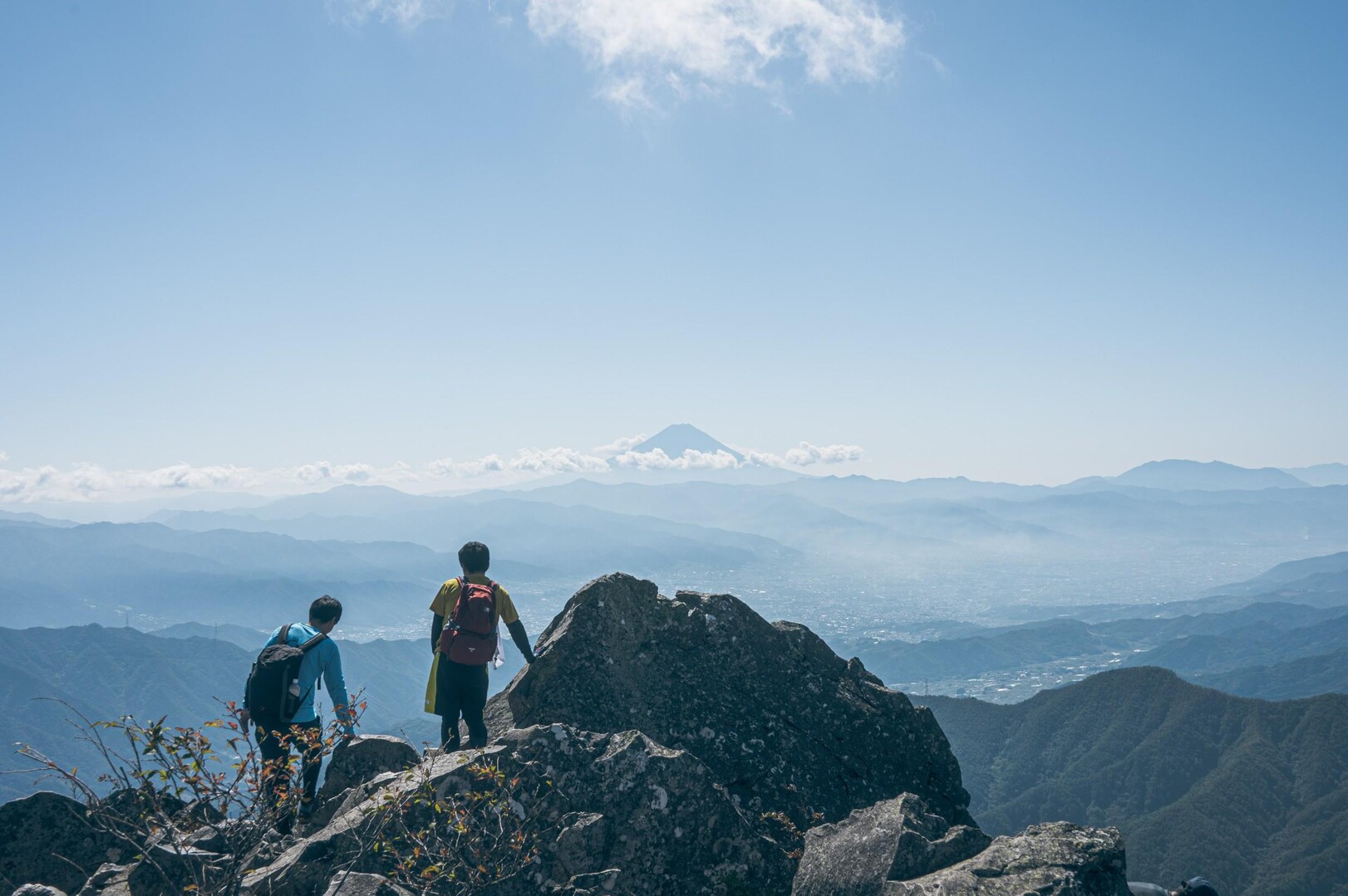 乾徳山・小屋沢ノ頭・道満山 / vlog_tottiyさんの乾徳山・黒金山の活動データ | YAMAP / ヤマップ