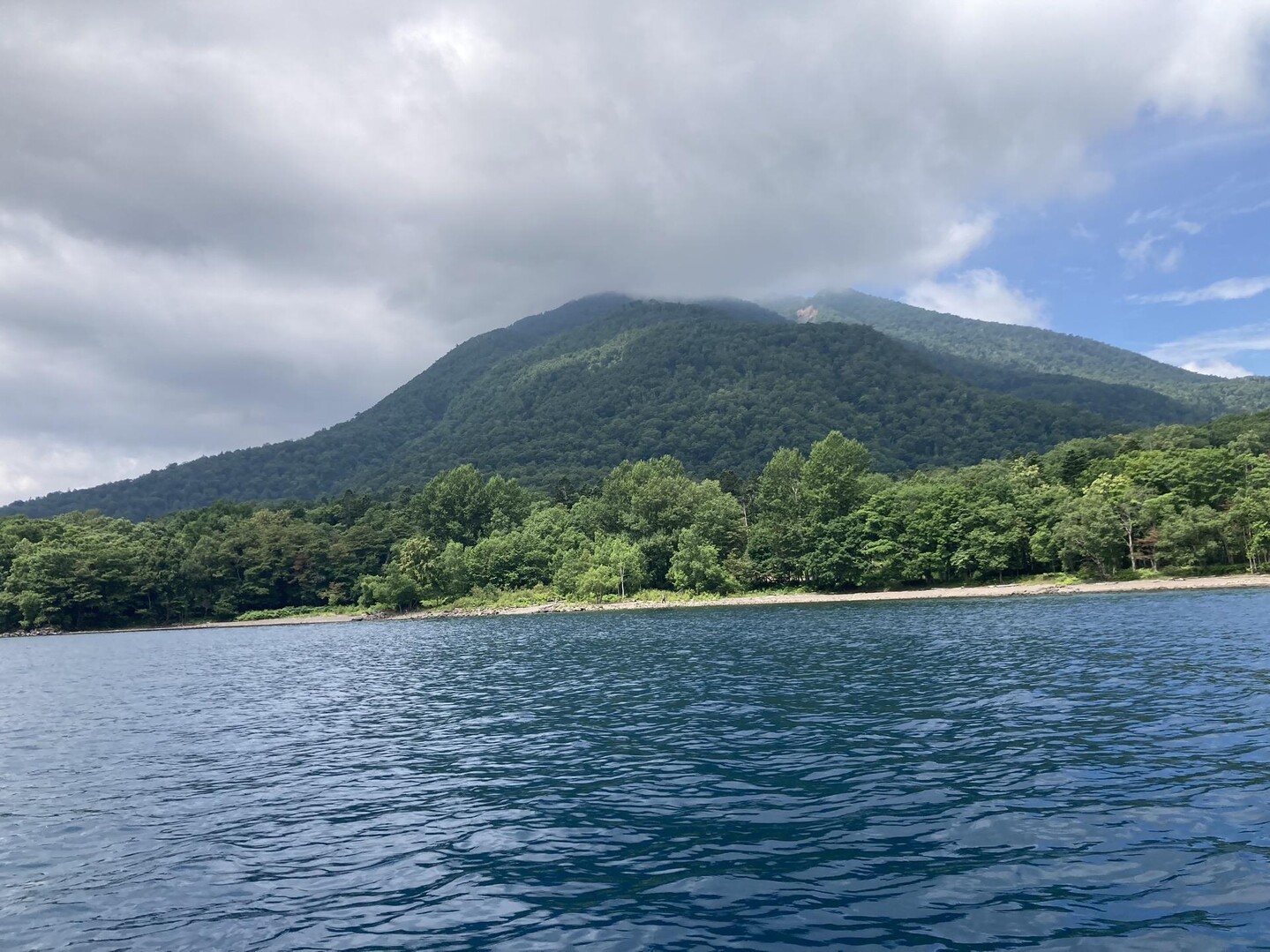 支笏湖でSUP / エゾウィンさんの恵庭岳の活動データ | YAMAP / ヤマップ