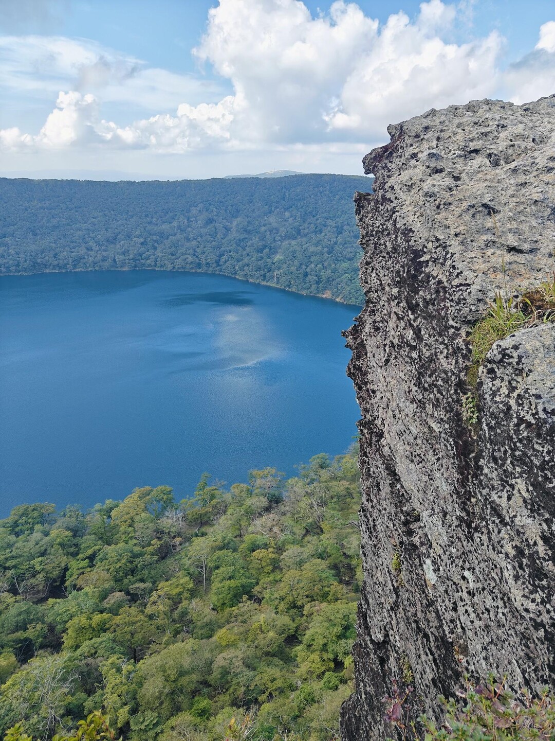 韓国岳・大浪池Ver. / Evendodoさんの霧島山・韓国岳・高千穂峰・夷守岳・烏帽子岳の活動データ | YAMAP / ヤマップ