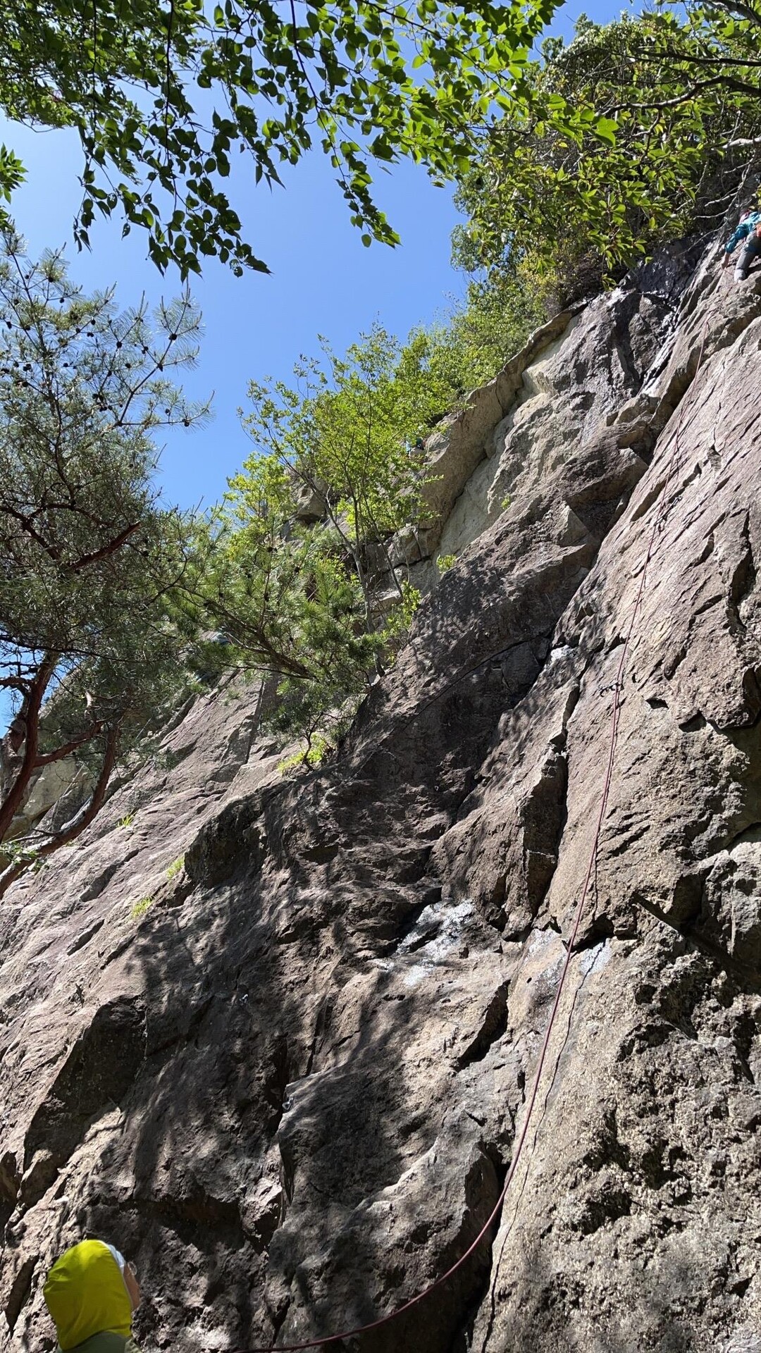 再び小赤壁へクライミングへ。 海のすぐそ... / akkoさんのモーメント | YAMAP / ヤマップ