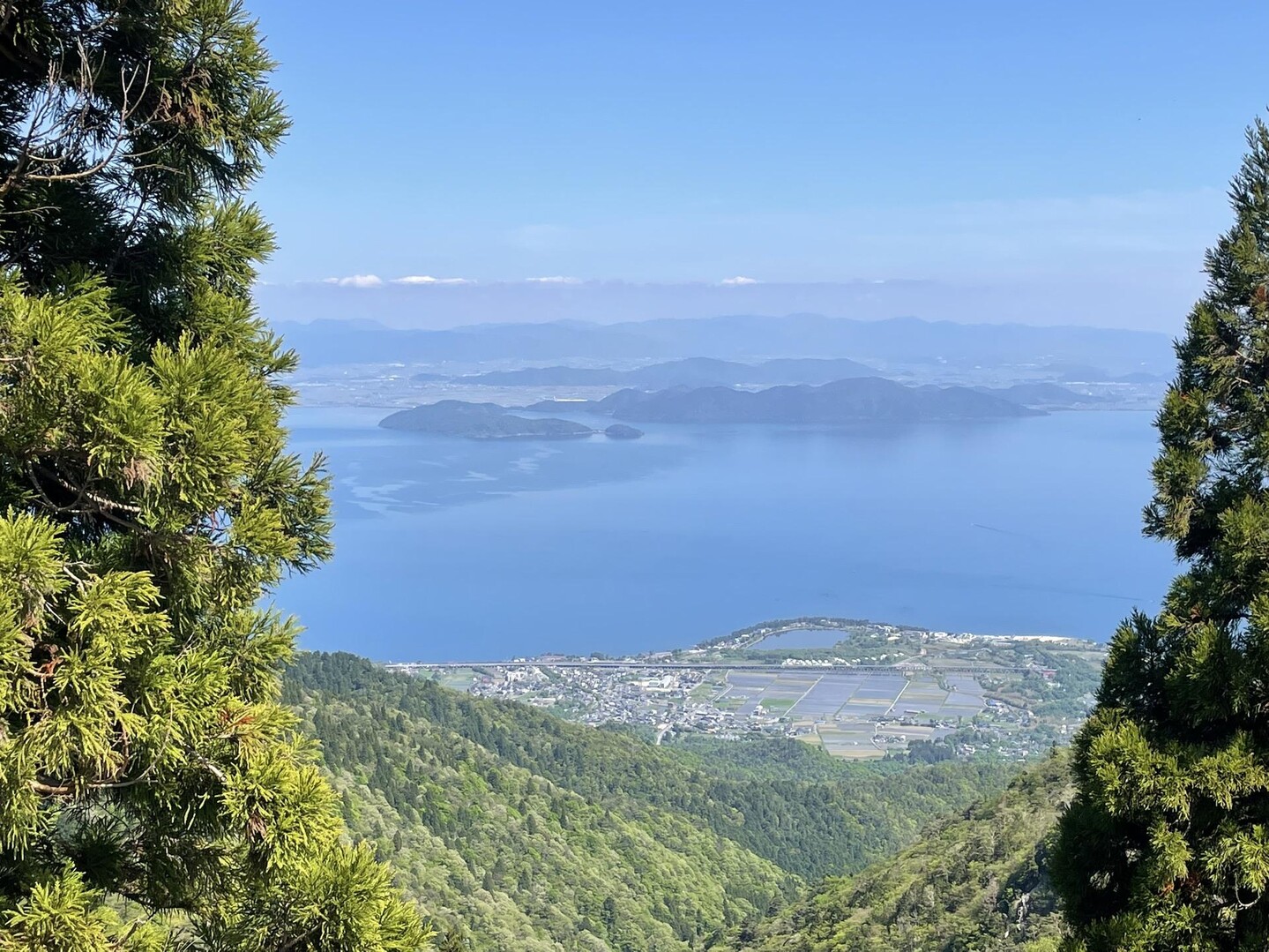イン谷口〜青ガレ〜コヤマノ岳〜武奈ヶ岳〜前山〜イン谷口 / E.SZさんの比良山地・武奈ヶ岳・釈迦岳の活動データ | YAMAP / ヤマップ