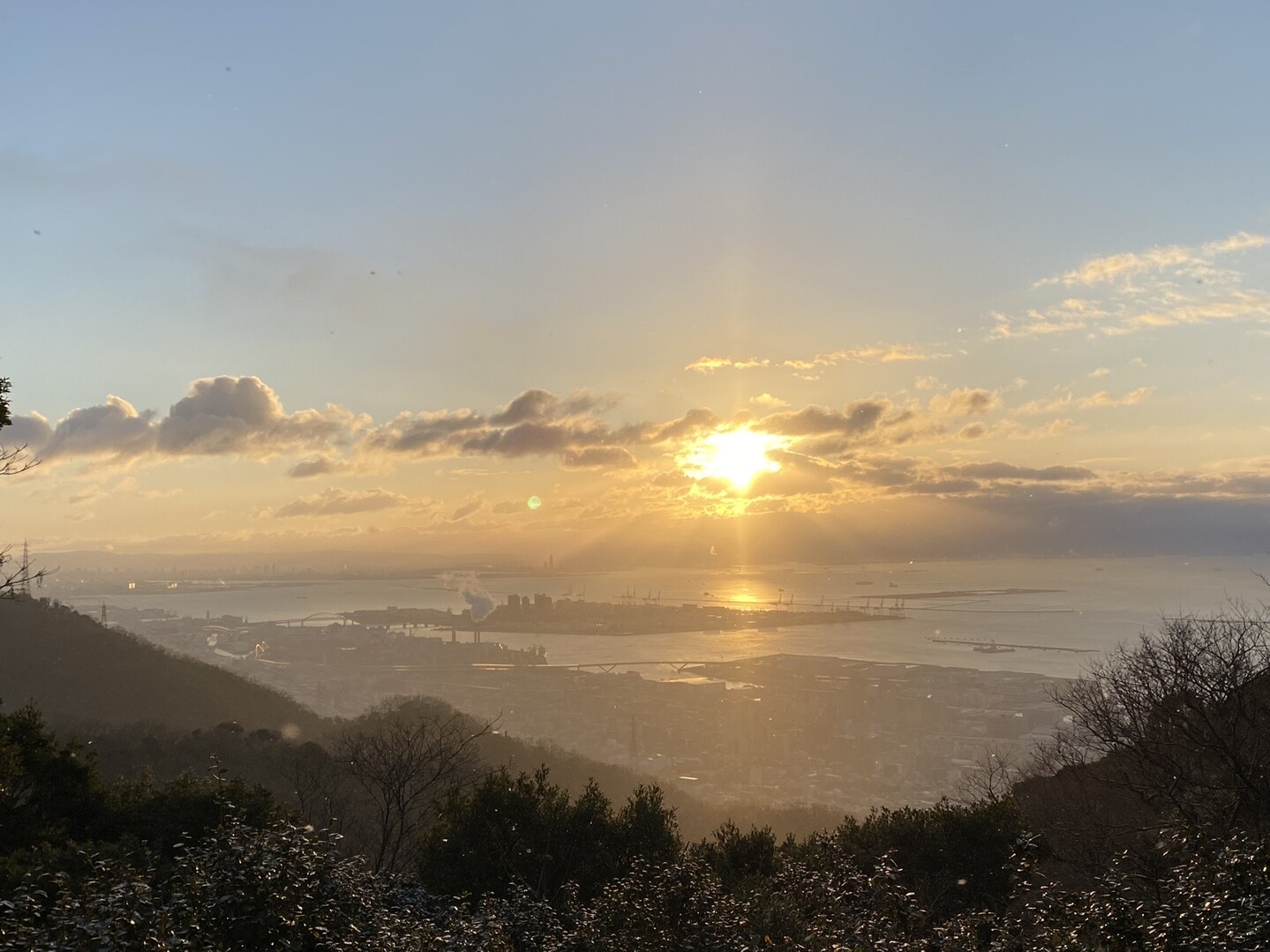 Happy New Year!! 神戸布... / クー0504さんのモーメント | YAMAP / ヤマップ