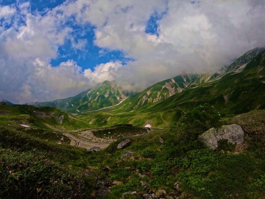 初投稿！室堂山荘に宿泊中です。 雪解けも... / kokeさんのモーメント | YAMAP / ヤマップ