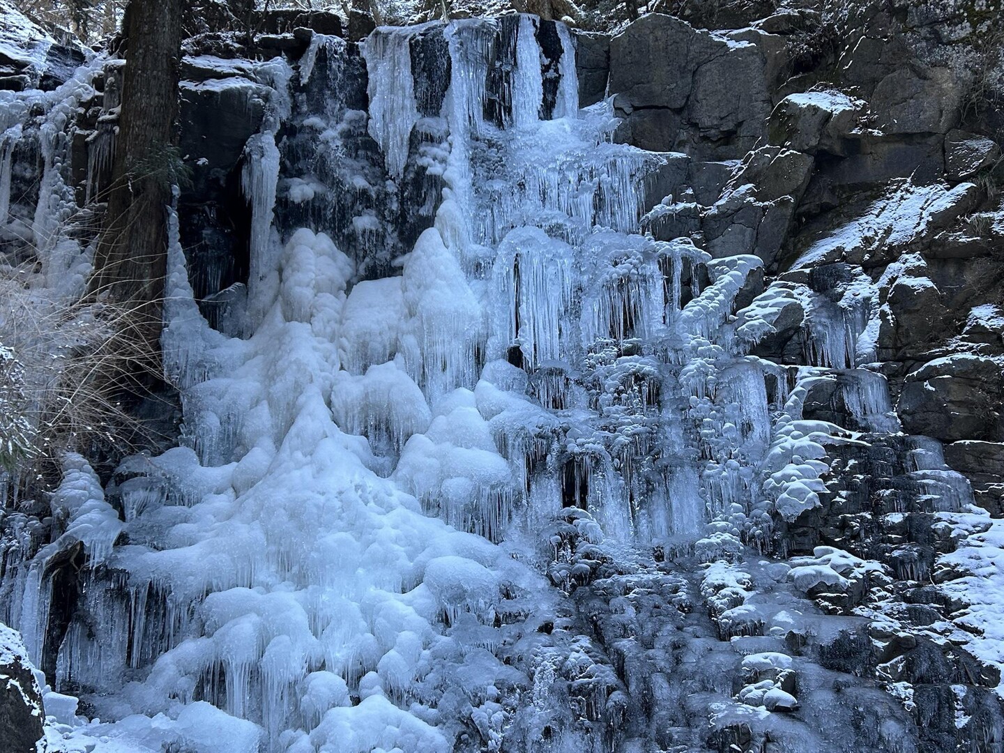 寒波はチャンス！ ずっと見てみたかった氷... / ayanonさんのモーメント | YAMAP / ヤマップ