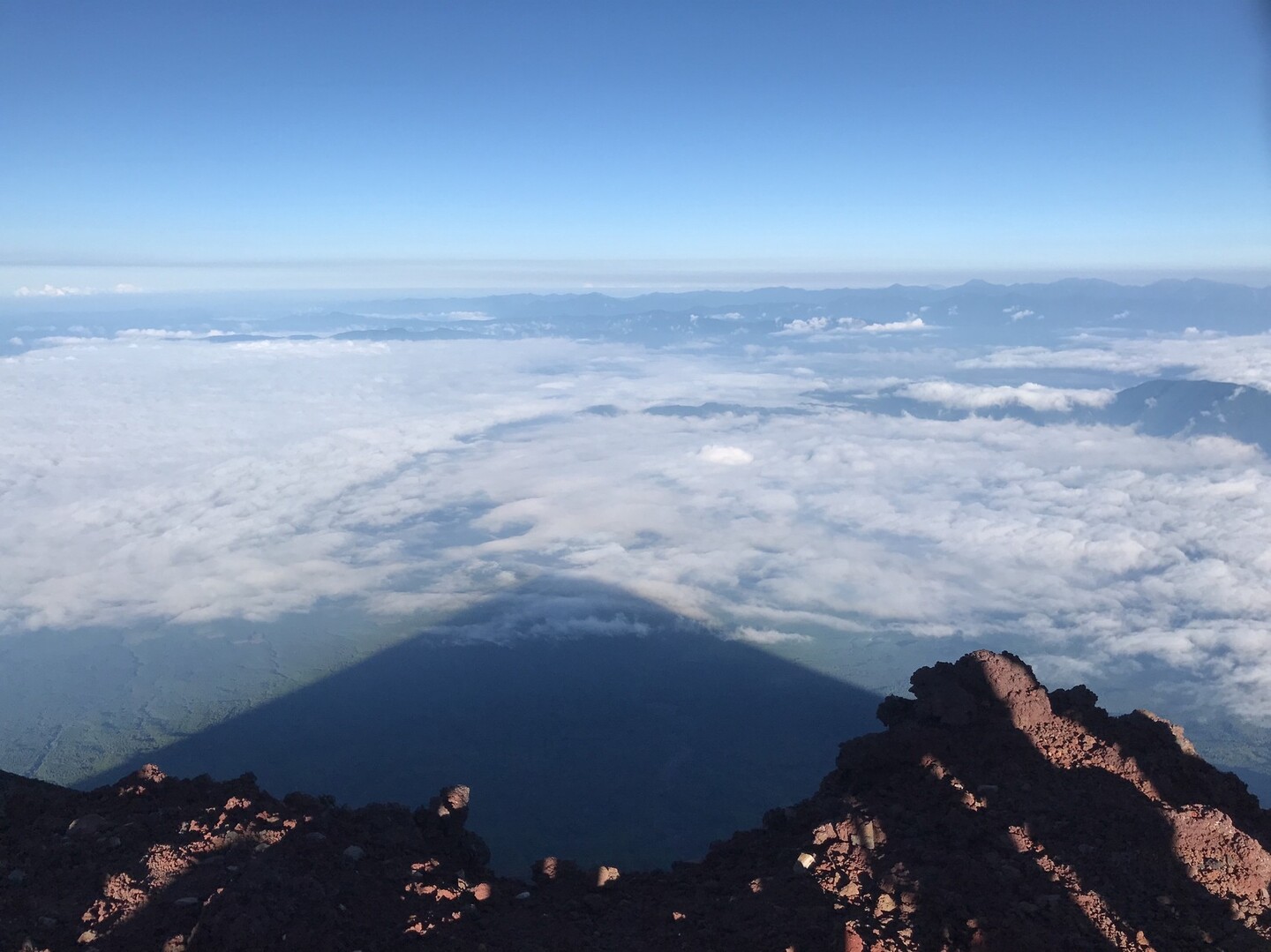 富士山初登頂🎉3776mタッチしたよ🗻👆 / にこちゃんさんの富士山の活動データ | YAMAP / ヤマップ