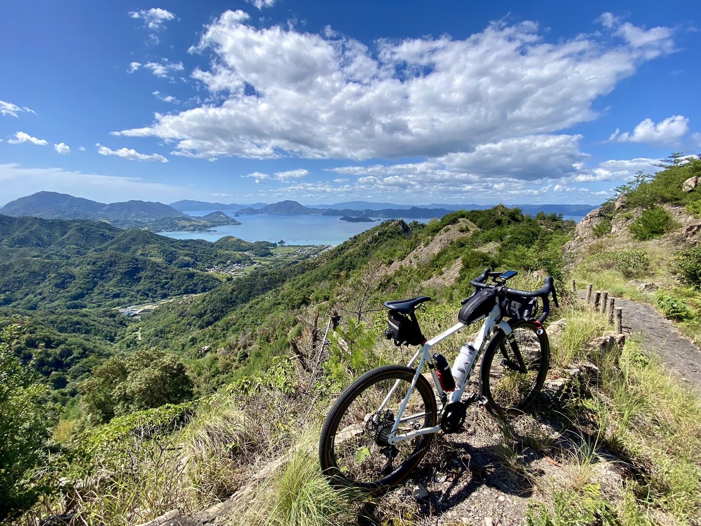 鷲ヶ頭山⛰ ～ライドの途中に～ / T.INOさんの鷲ヶ頭山・安神山の活動データ | YAMAP / ヤマップ