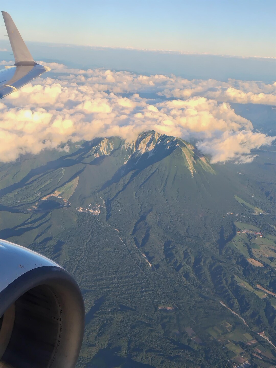 山の日は上空より ️ どの山かわかりま... / mipotさんのモーメント | YAMAP / ヤマップ