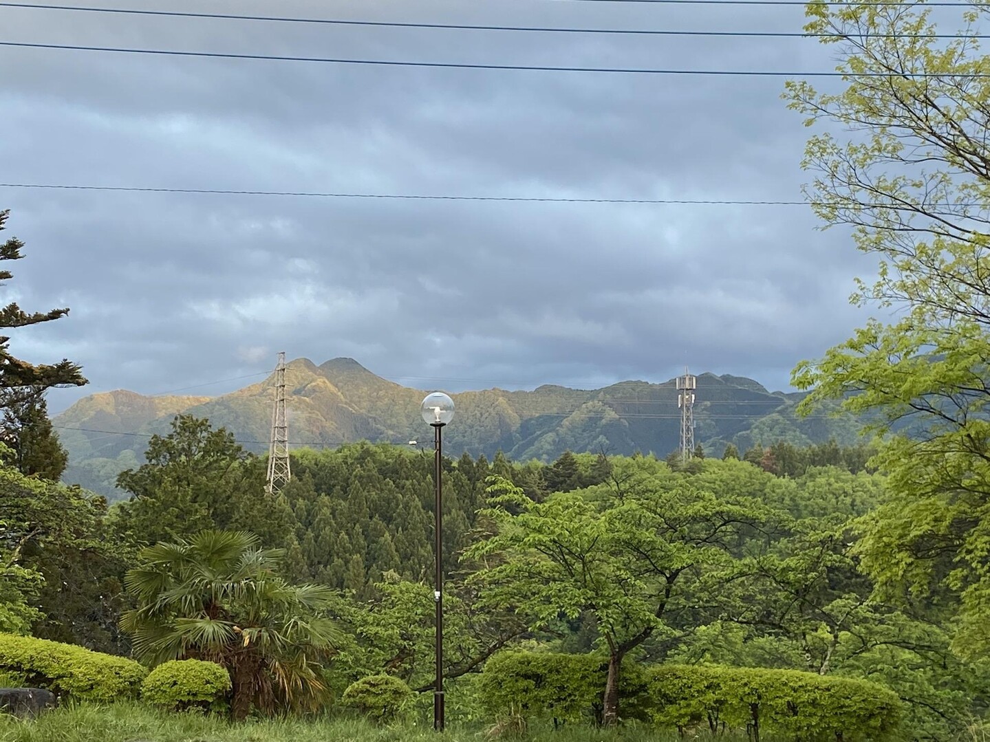 埼玉県秩父市、羊山から望む二子山の夕景 / junさんのモーメント | YAMAP / ヤマップ