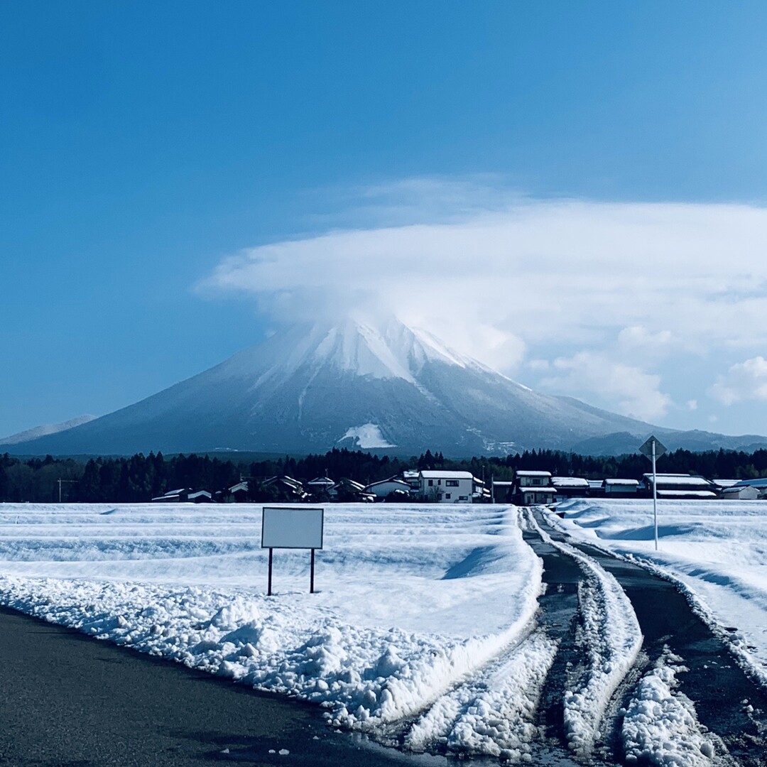 すっかり雪化粧の大山🏔 つい写真に収... / daidaiさんのモーメント | YAMAP / ヤマップ