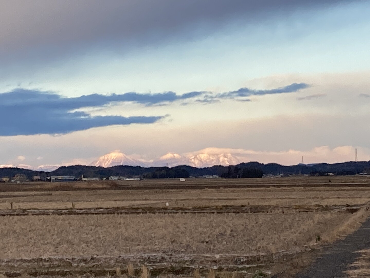 今朝の日光は輝いてた‼️ 行きたいな😁... / BONDIさんのモーメント | YAMAP / ヤマップ
