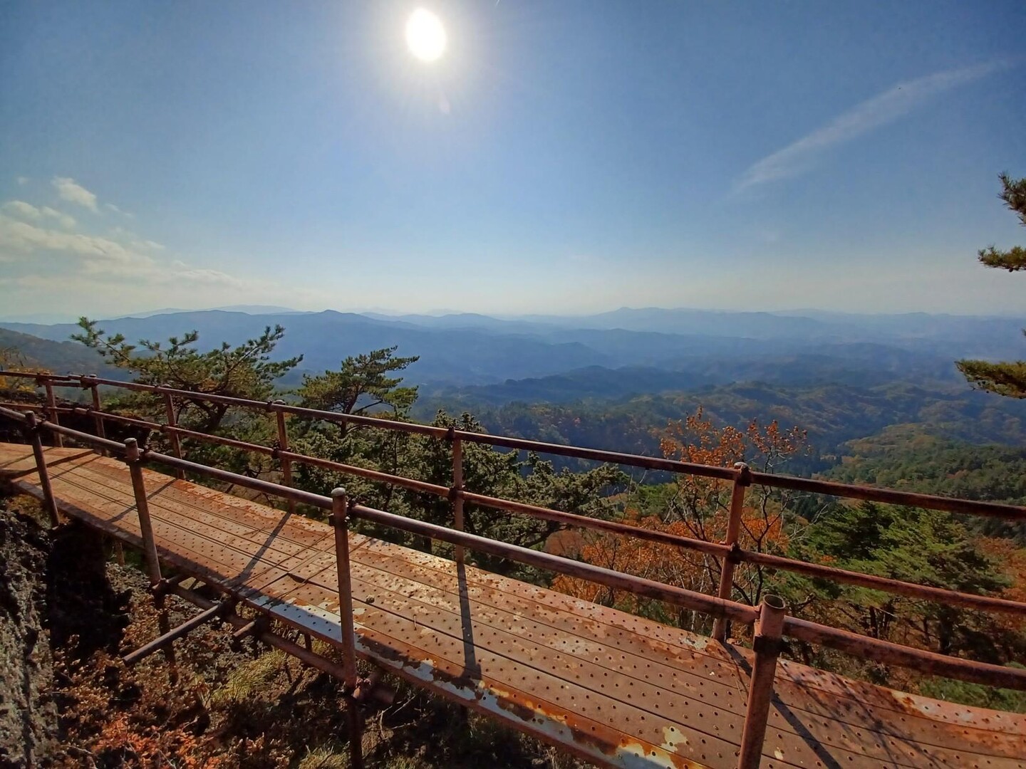 紅葉🍁最高 霊山閣から紫明峰 / junさんの霊山の活動データ | YAMAP / ヤマップ