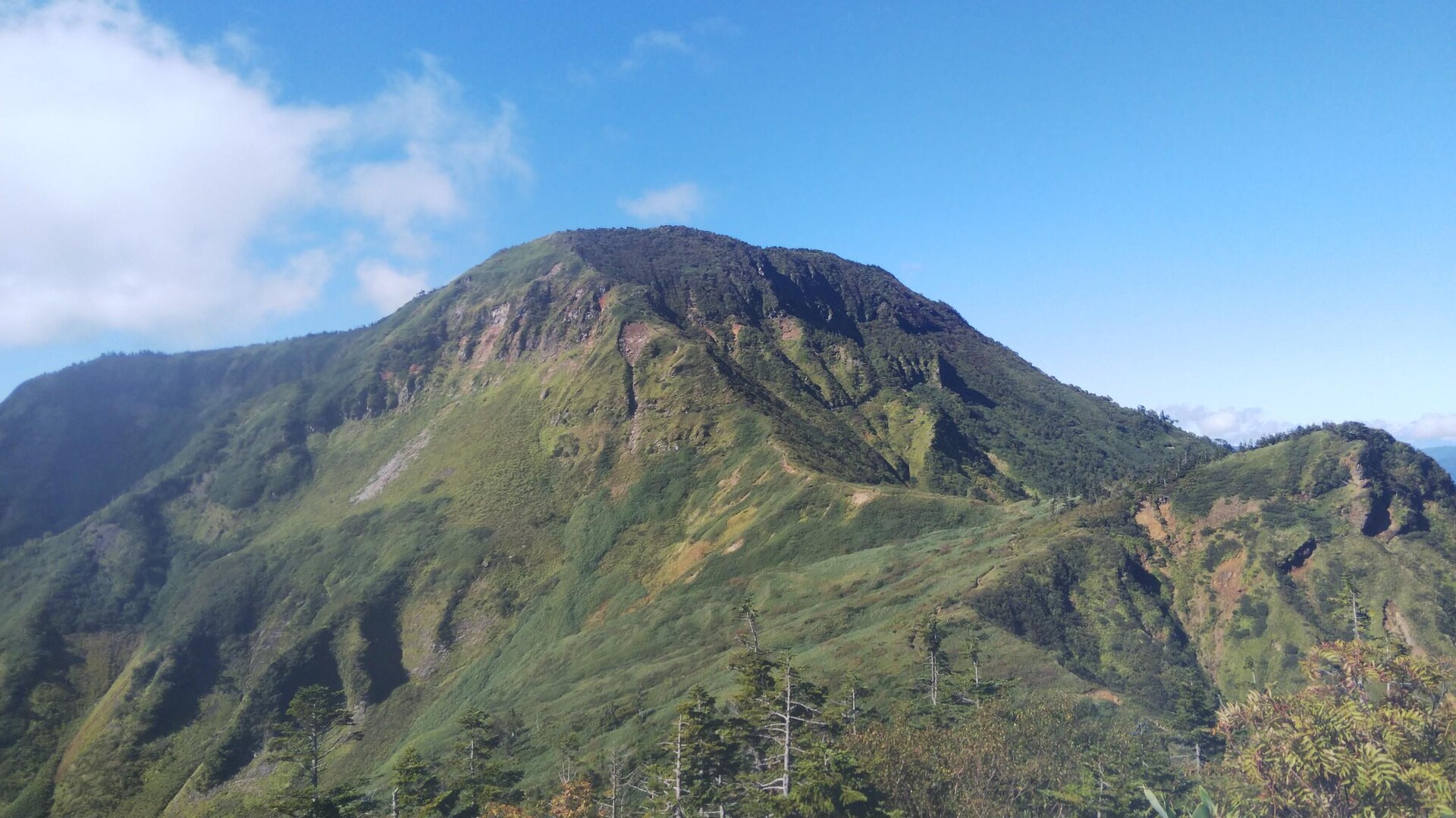 神楽ヶ峰・苗場山 / mametakaさんの苗場山・赤倉山・佐武流山の活動データ | YAMAP / ヤマップ