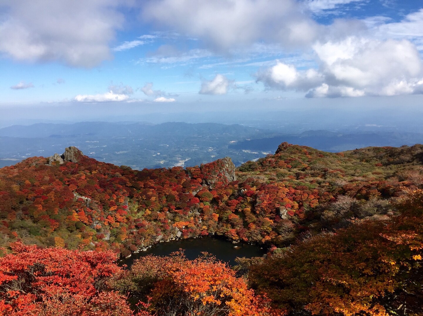 紅葉の大船山、御池。 / hirajunさんの九重山（久住山）・大船山・星生山の活動データ | YAMAP / ヤマップ