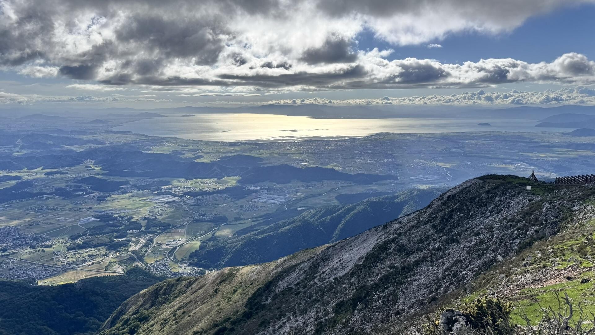 クルマで伊吹山【with Kids】 / とたさんの伊吹山・伊吹高原・御座峰の活動データ | YAMAP / ヤマップ