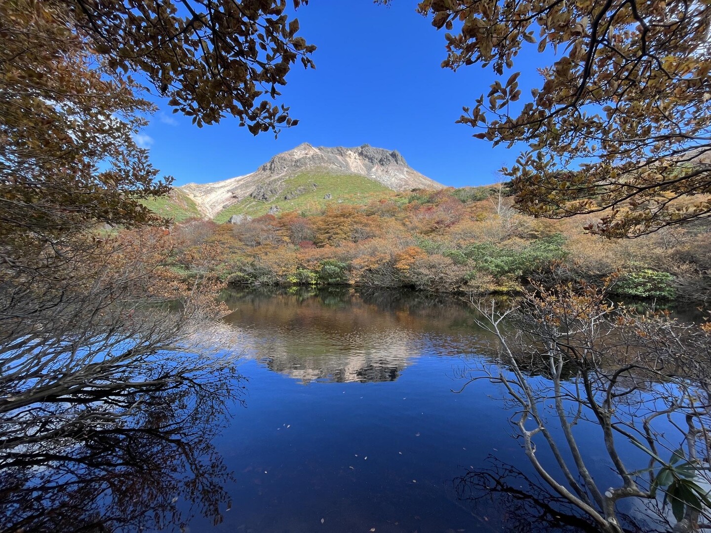 茶臼岳(那須岳)・剣が峰・朝日岳 / suzurecoさんの茶臼岳（那須岳）・三本槍岳・赤面山の活動データ | YAMAP / ヤマップ