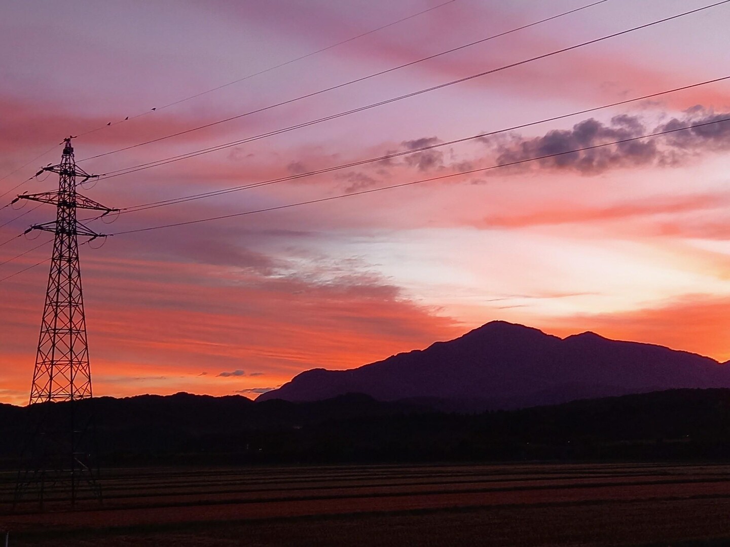 米山さんの朝焼け🌆 / XR7さんのモーメント | YAMAP / ヤマップ