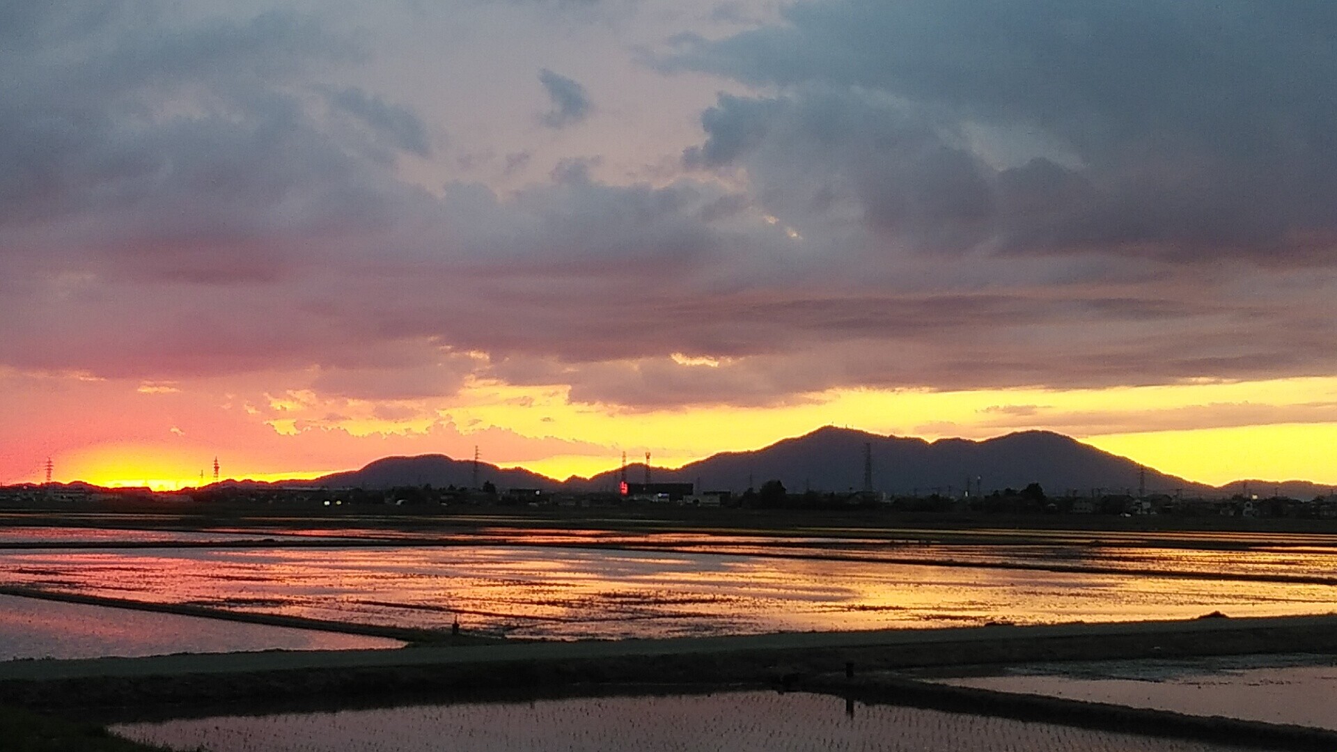 蒲原平野の水鏡に映る西蒲三山 / まぁさんのモーメント | YAMAP / ヤマップ