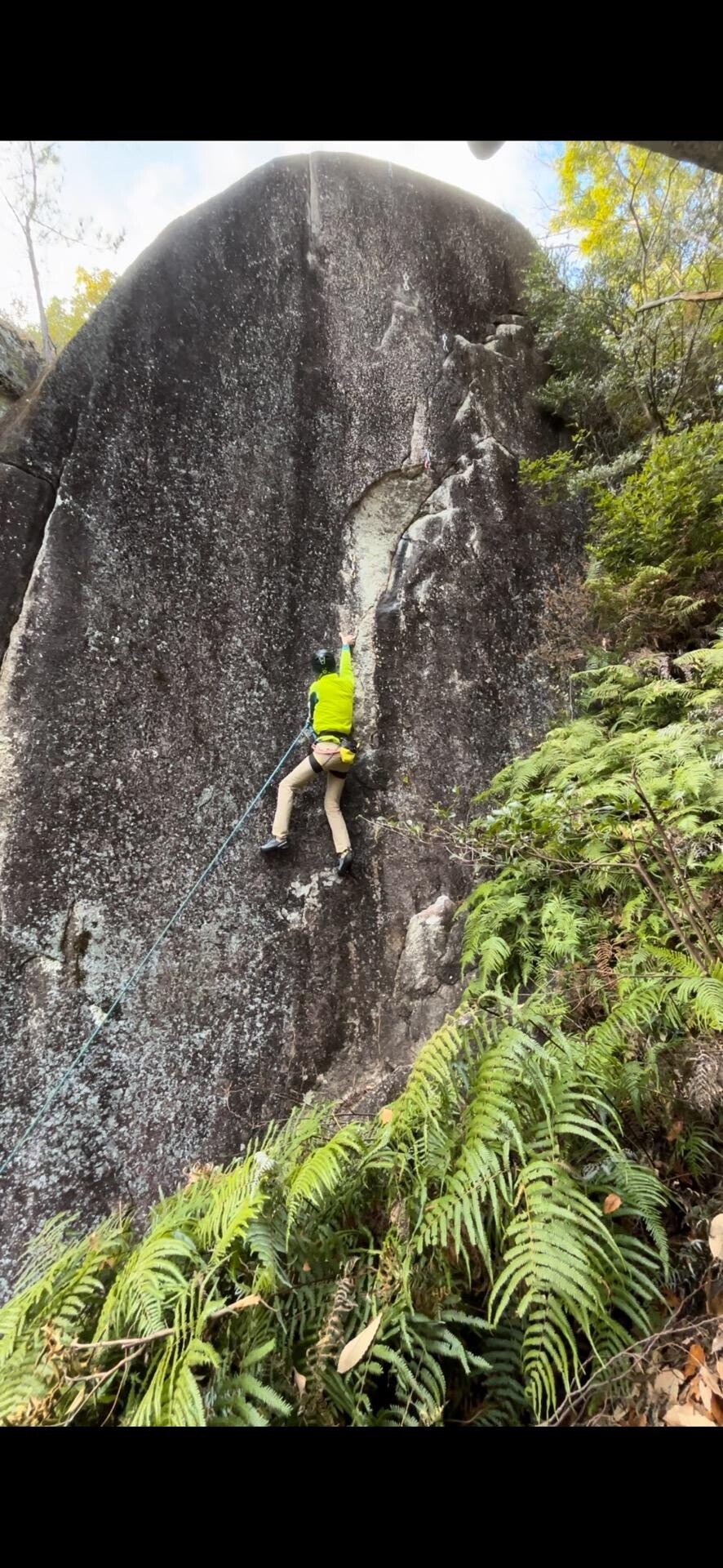 豊田は天下峯の岩場でクライミング。 初め... / 6DMEさんのモーメント | YAMAP / ヤマップ
