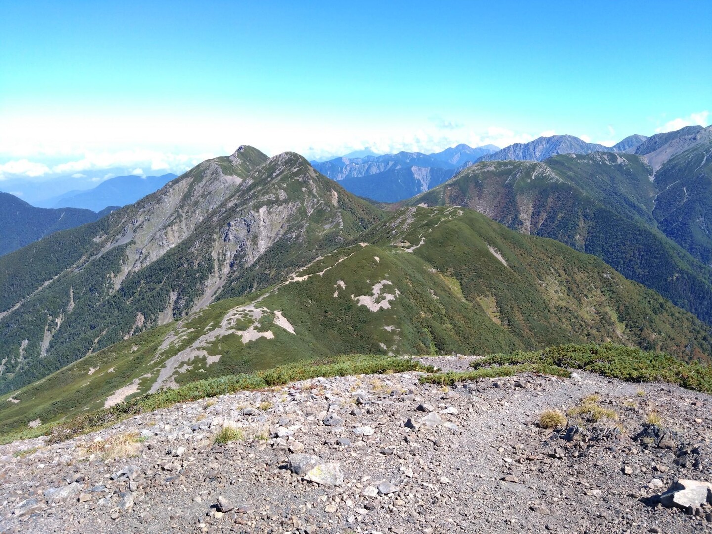 大沢岳・仁田岳、百高山と>2500m峰 / 神戸KAC_THさんの聖岳・大沢岳・光岳の活動日記 | YAMAP / ヤマップ