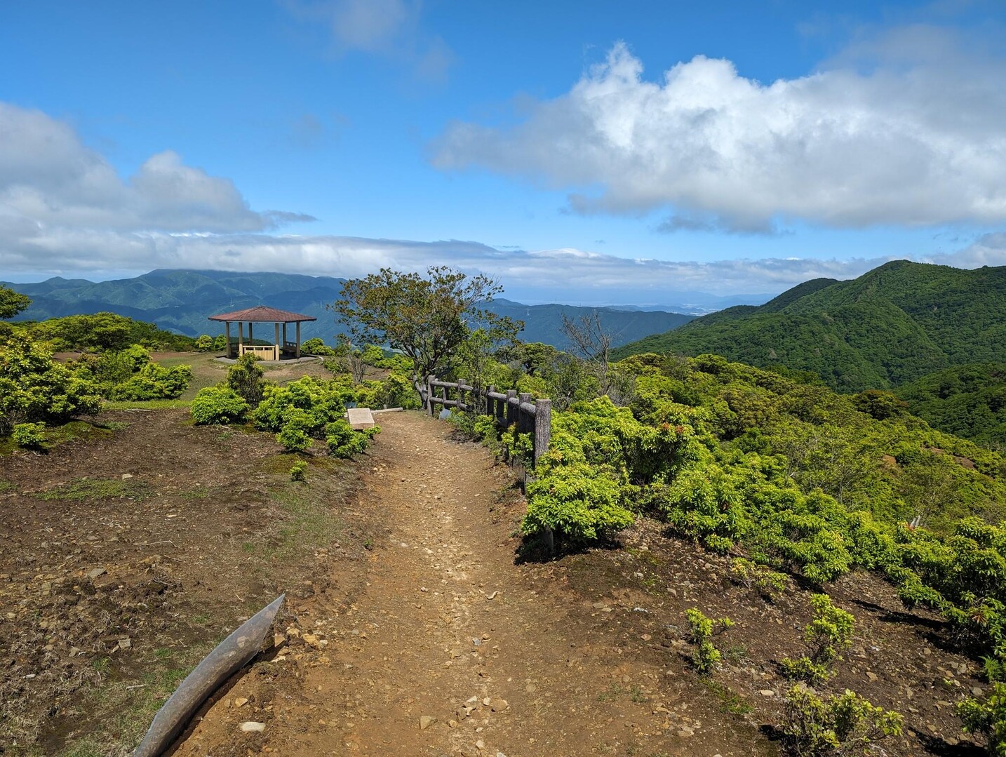 三方山・小倉山・養老山・北尾根P826峰 / シャイな山屋くんさんの養老山・笙ヶ岳・三方山の活動データ | YAMAP / ヤマップ