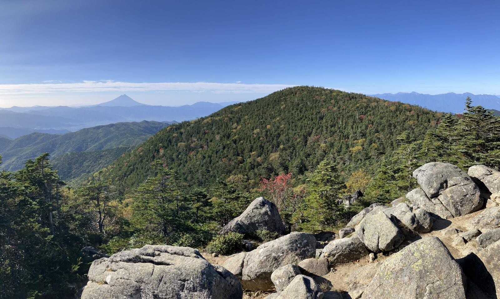 国師ヶ岳・北奥千丈岳～風は冷たいが天気・景色は最高！ / mockyさんの瑞牆山・金峰山の活動データ | YAMAP / ヤマップ