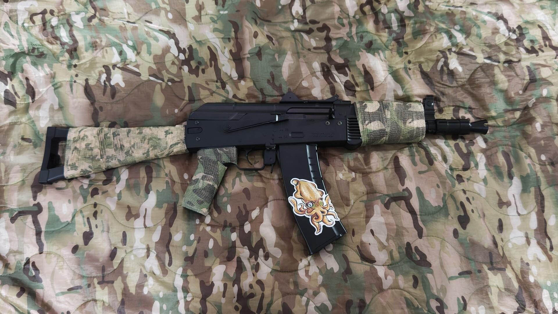 強力な3Mスコッチ両面テープ貼ってカモテ... / 大洗女子学園 歩兵道履修者さんのモーメント | YAMAP / ヤマップ