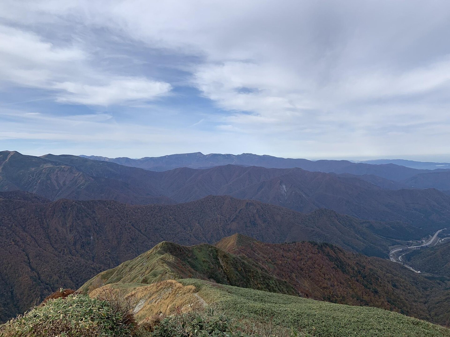 西黒尾根↑谷川岳・一ノ倉岳・茂倉岳↓ / mini.TMKさんの谷川岳・七ツ小屋山・大源太山の活動データ | YAMAP / ヤマップ