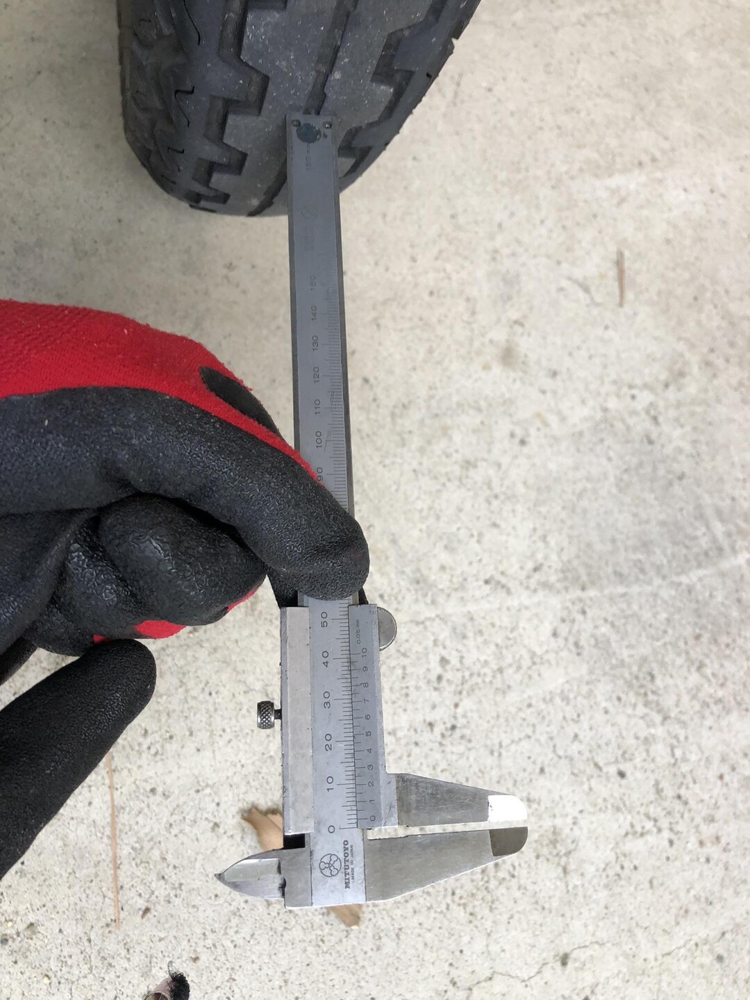 残りミゾ1.5mm完全に交換時期過ぎてま... / osamさんのモーメント | YAMAP / ヤマップ