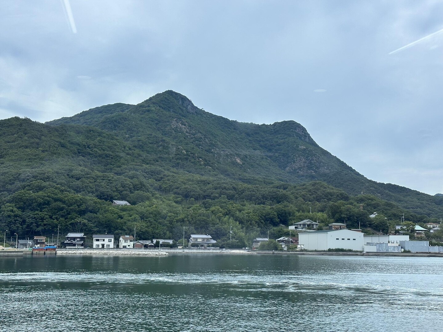 朝っぱらから高松に着いたので、船でひさび... / しろしろさんのモーメント | YAMAP / ヤマップ