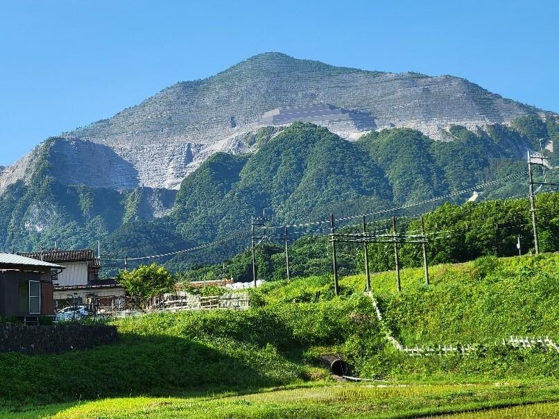 新緑の武甲山 / yasu konさんの武甲山・伊豆ヶ岳・小持山の活動データ | YAMAP / ヤマップ