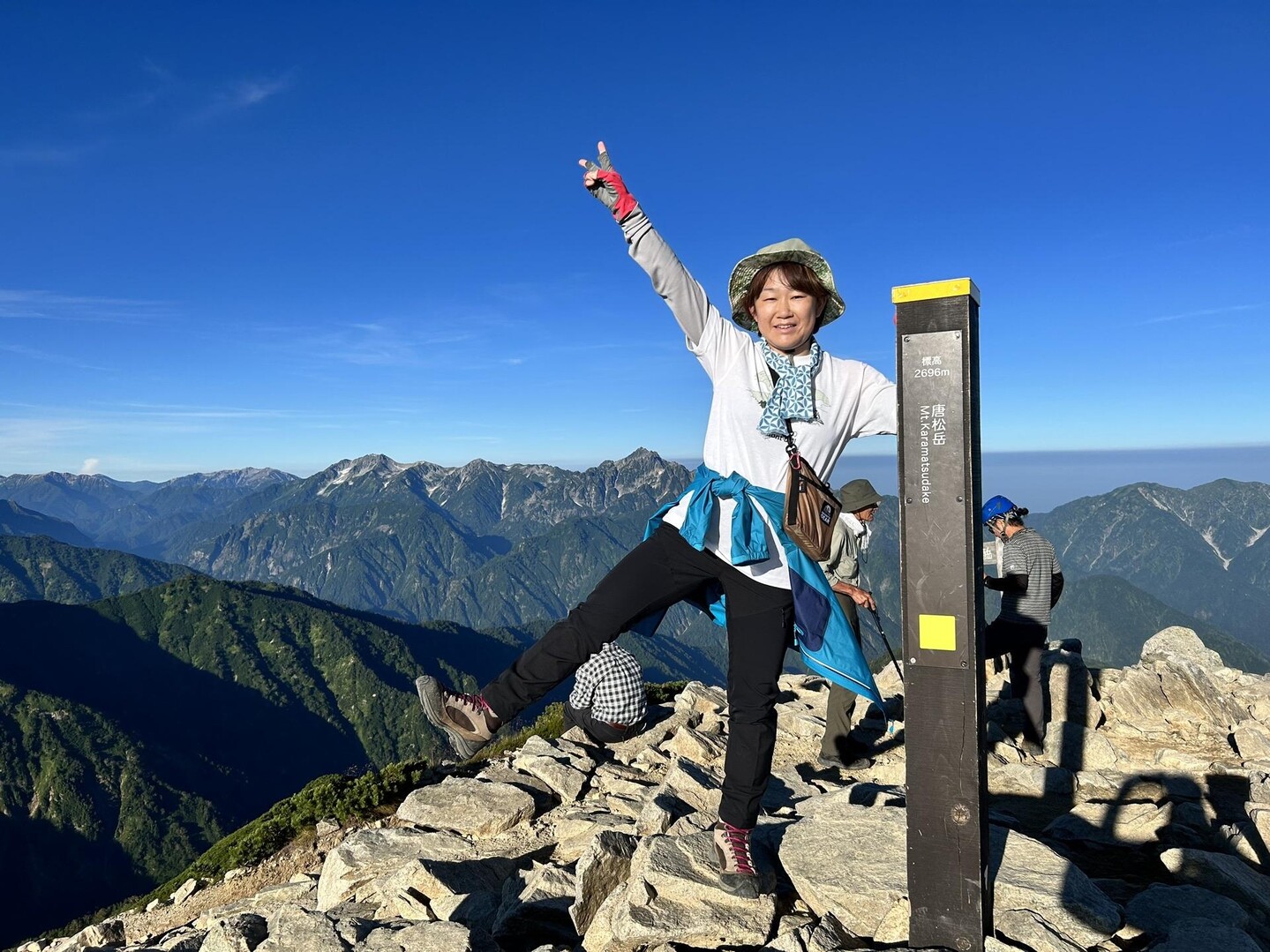 唐松岳へ / SUNさんの鹿島槍ヶ岳・五竜岳（五龍岳）・唐松岳の活動データ | YAMAP / ヤマップ